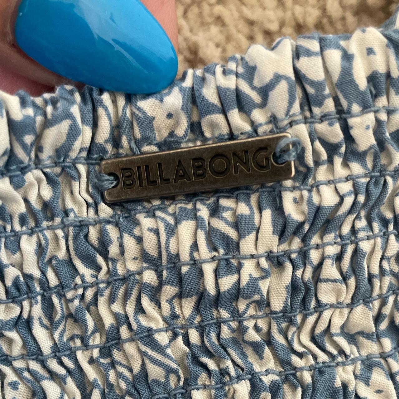 Billabong Ruffle Crop top !! soo so cute,... - Depop