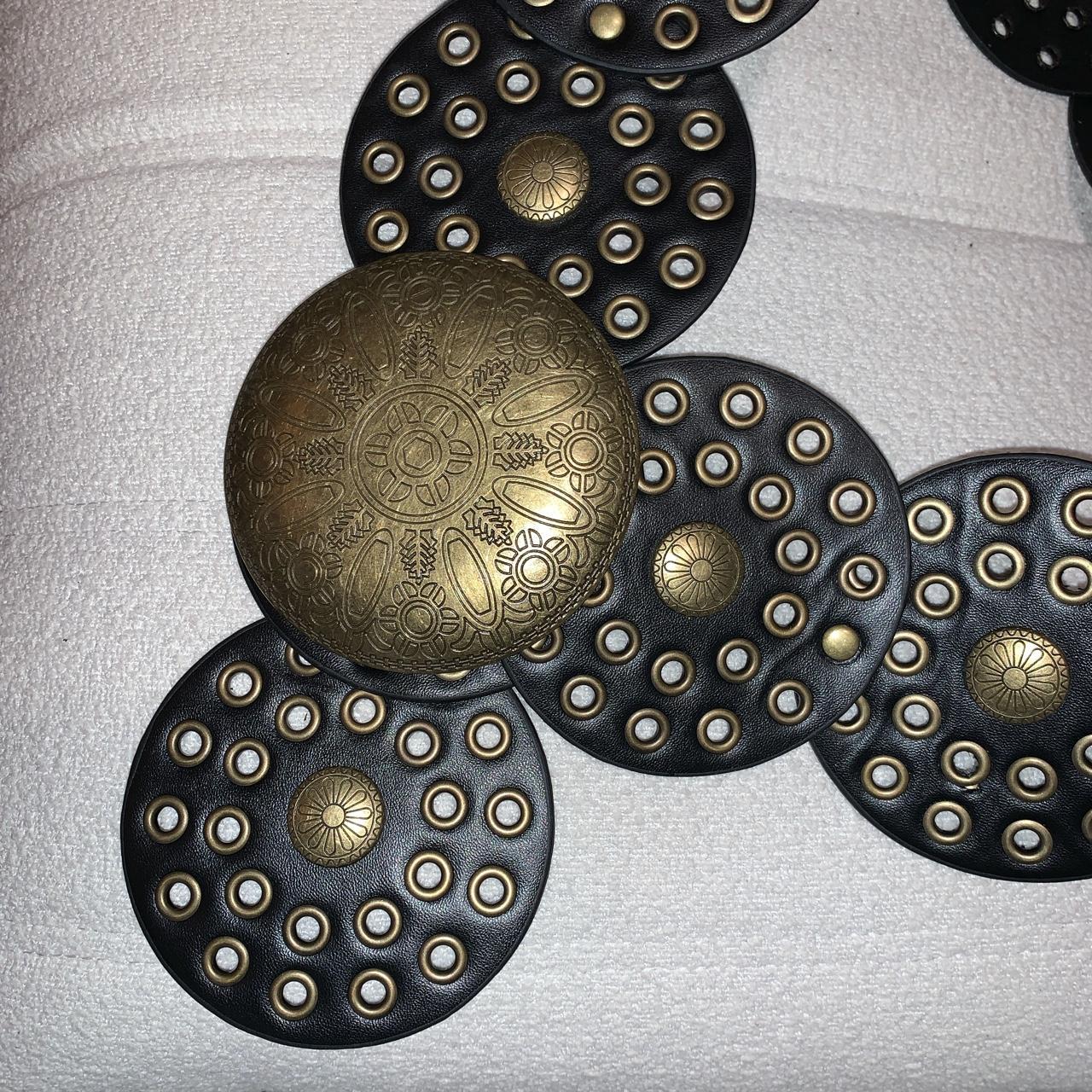 90’s Iconic Hallow Disc Round Belt In Expresso... - Depop