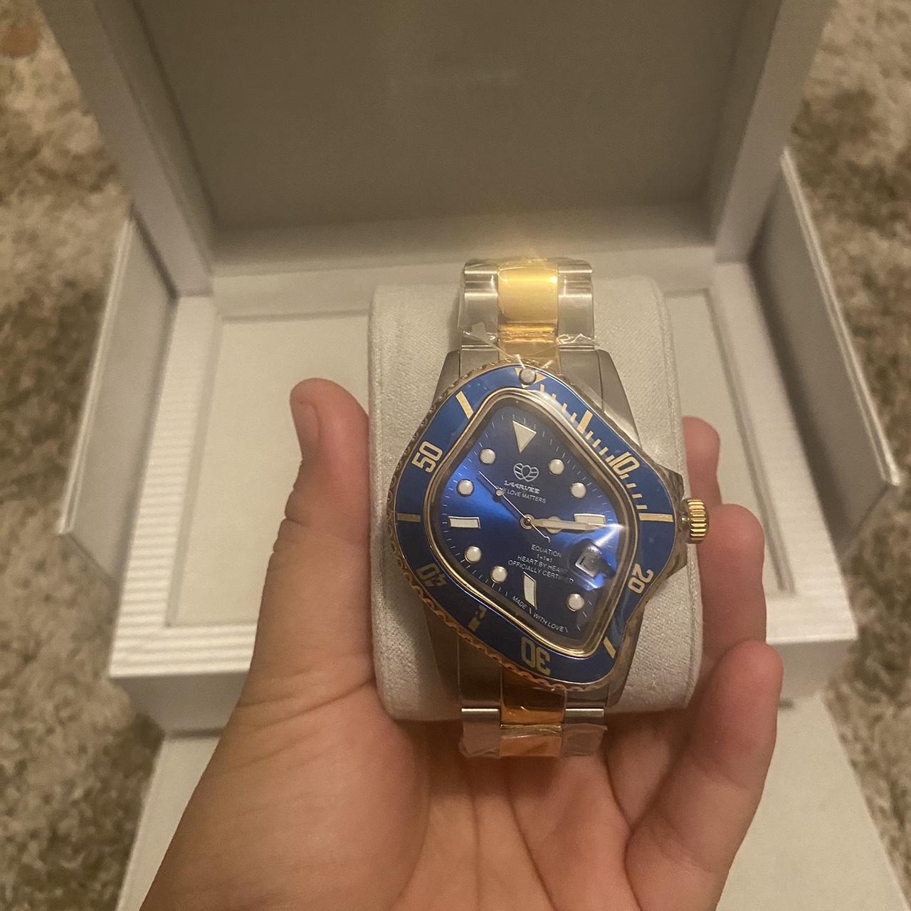 Laarvee crash watch - Depop