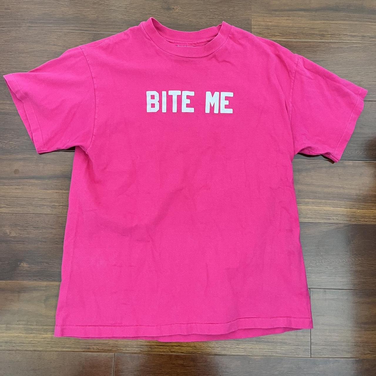 bite me hot pink graphic tee (i’m 5’11) - Depop