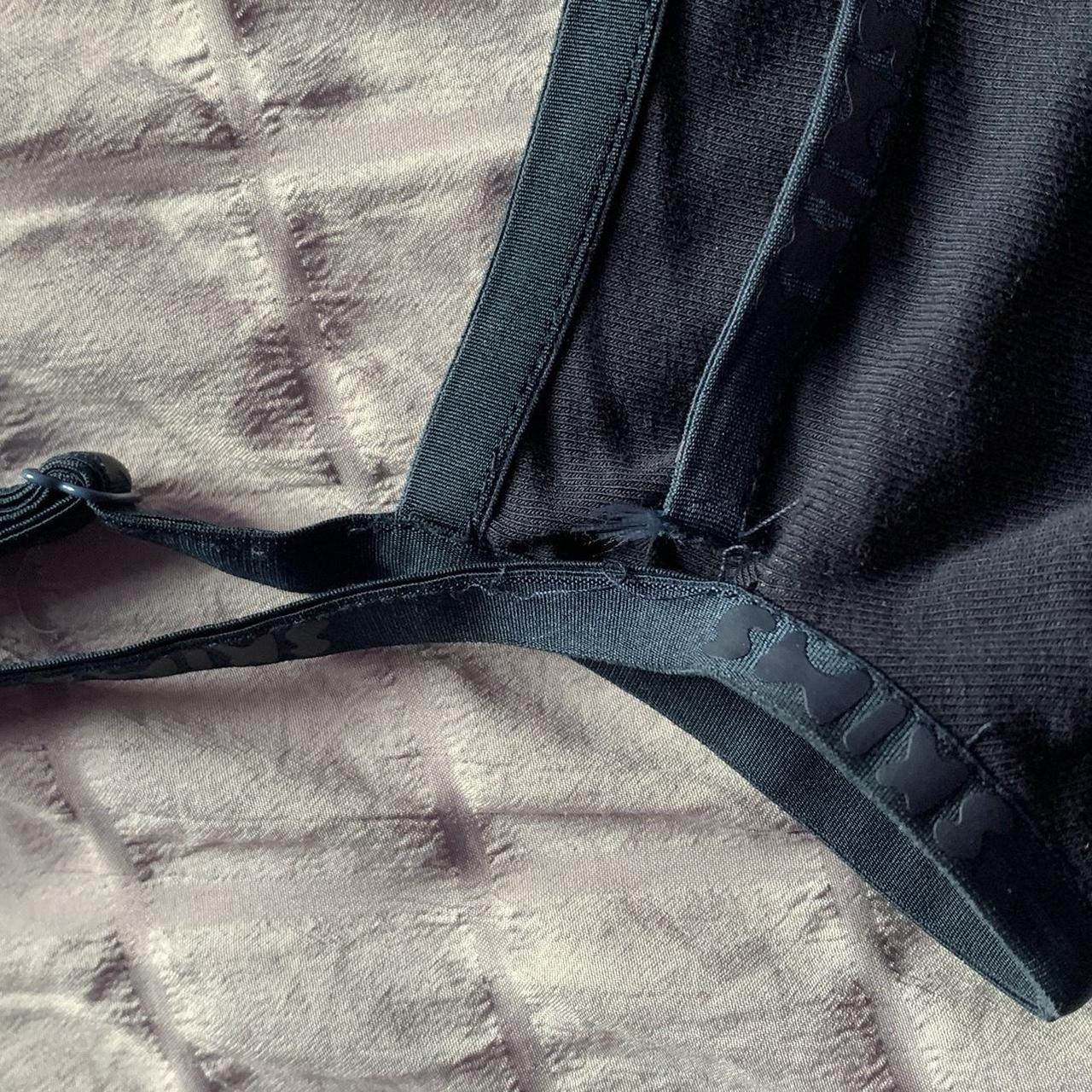 Skims top navy blue size S - Depop