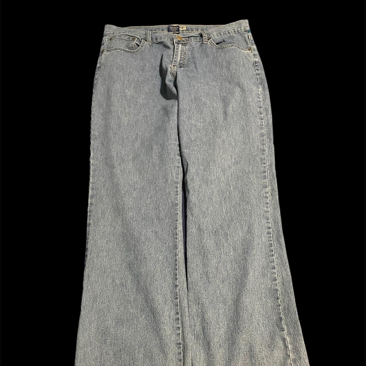 Nice loose jeans with back pocket embroidery Size:... - Depop