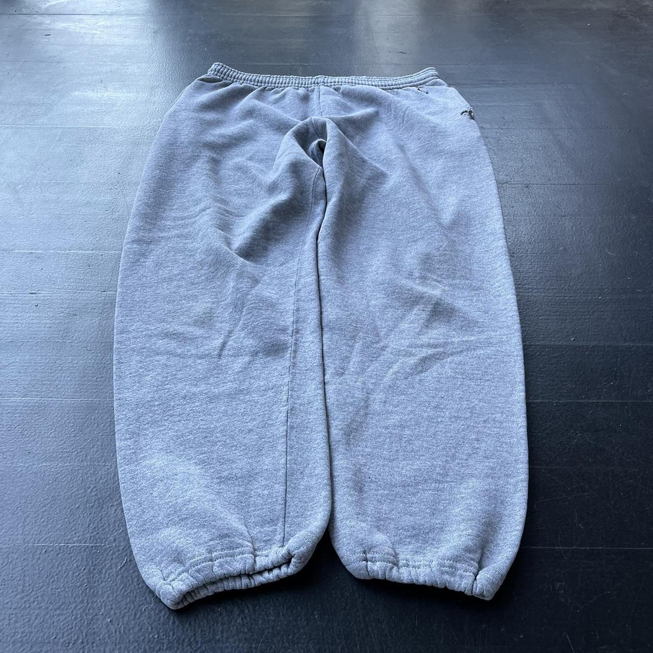 Hella baggy y2k Russell like sweats Size L #baggy... - Depop