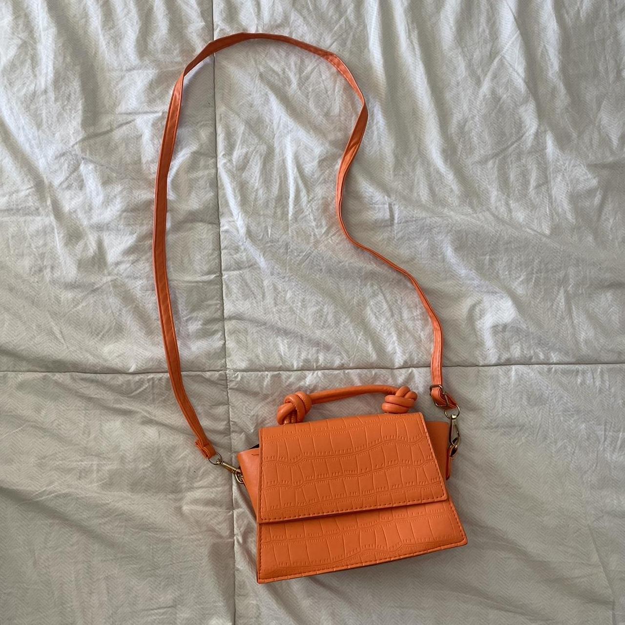cute orange mini purse. thrifted! never worn🍊... - Depop