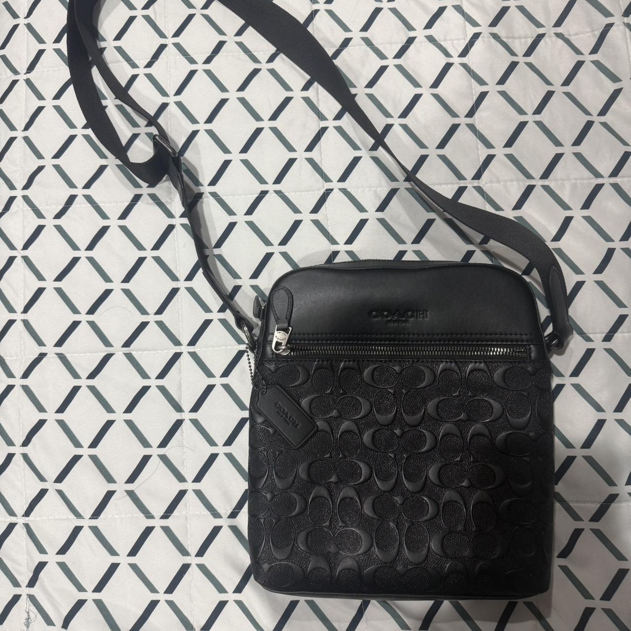 Brand new coach side bag shoot me an offer | Depop