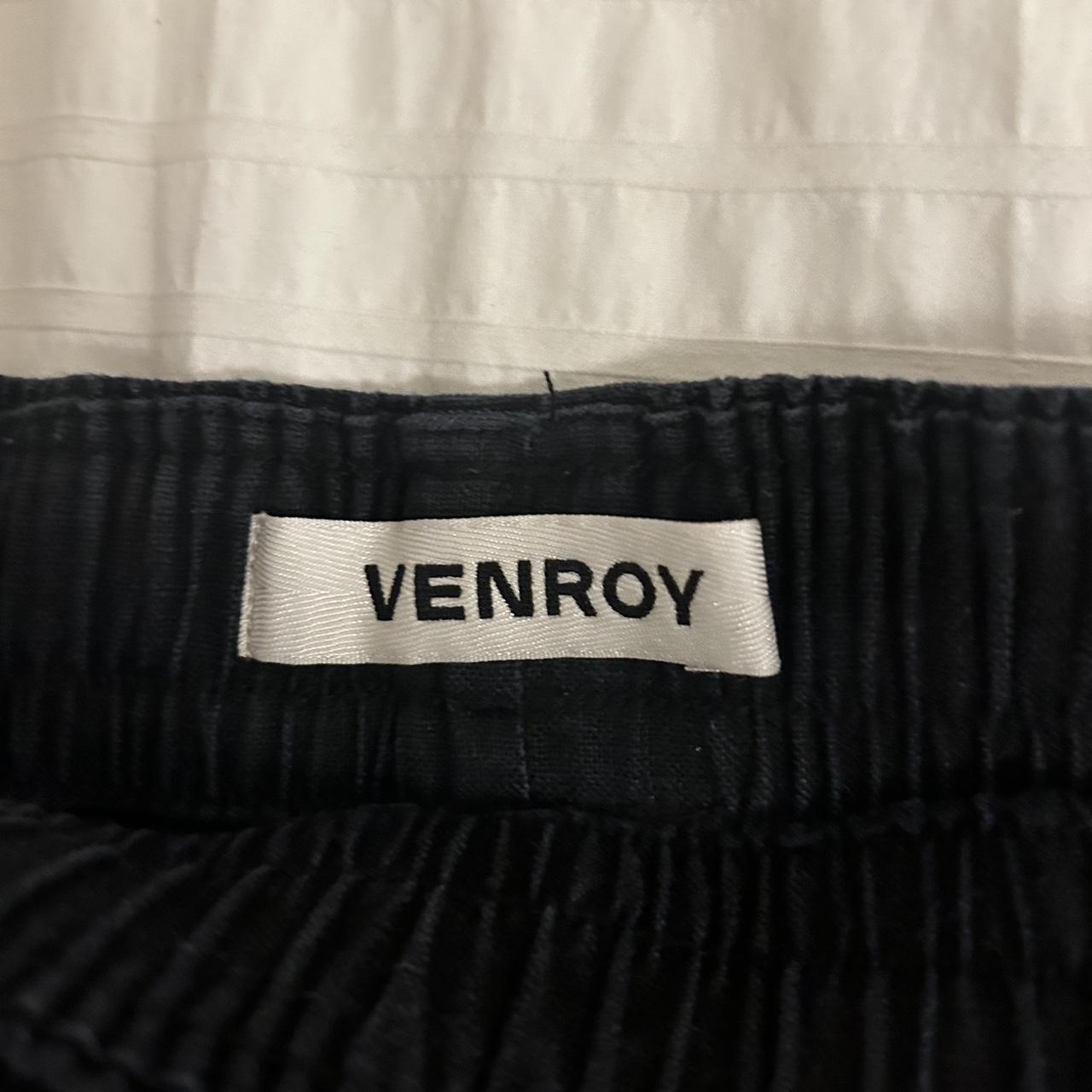VENROY Black Linen Shorts Only slightly faded from... - Depop