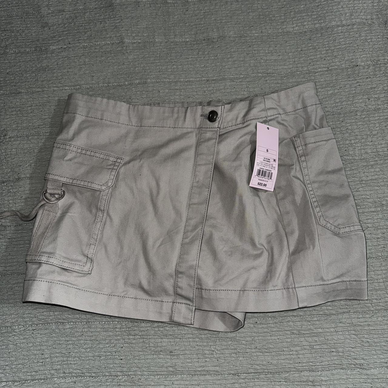 Wild Fable Grey cargo skort. Never worn! | Depop