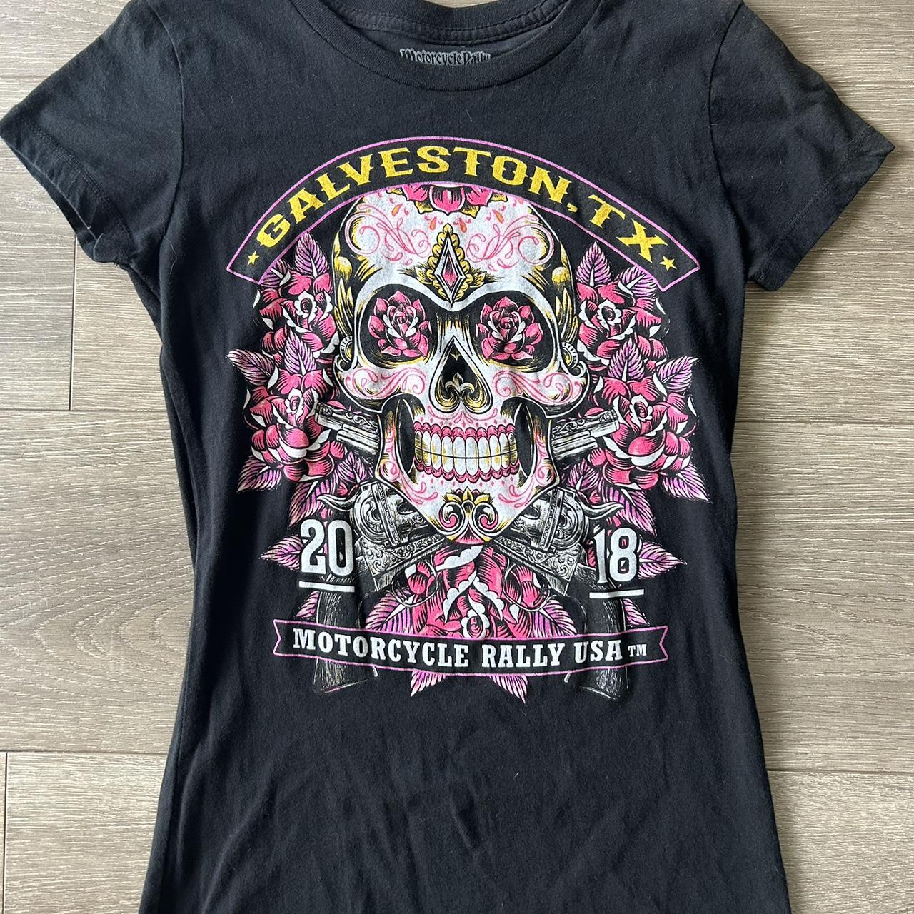 Black fitted skull tee No flaws #vintage... - Depop