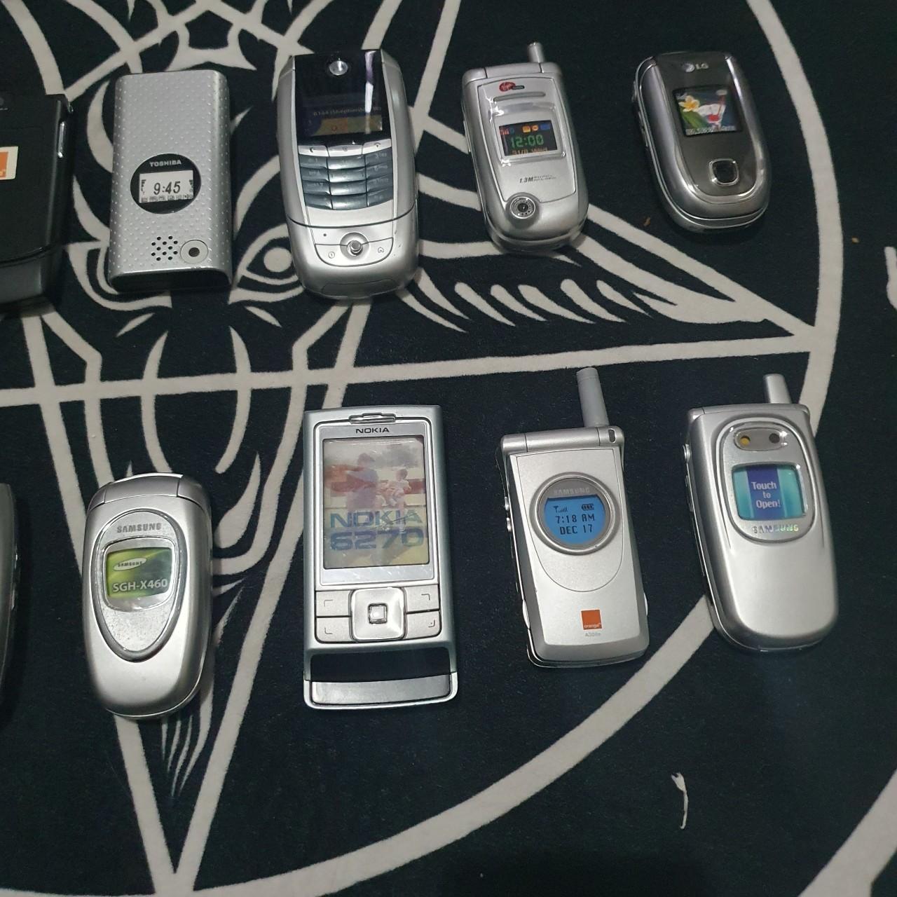 Ex phone shop display dummy phone bundle, these are... - Depop