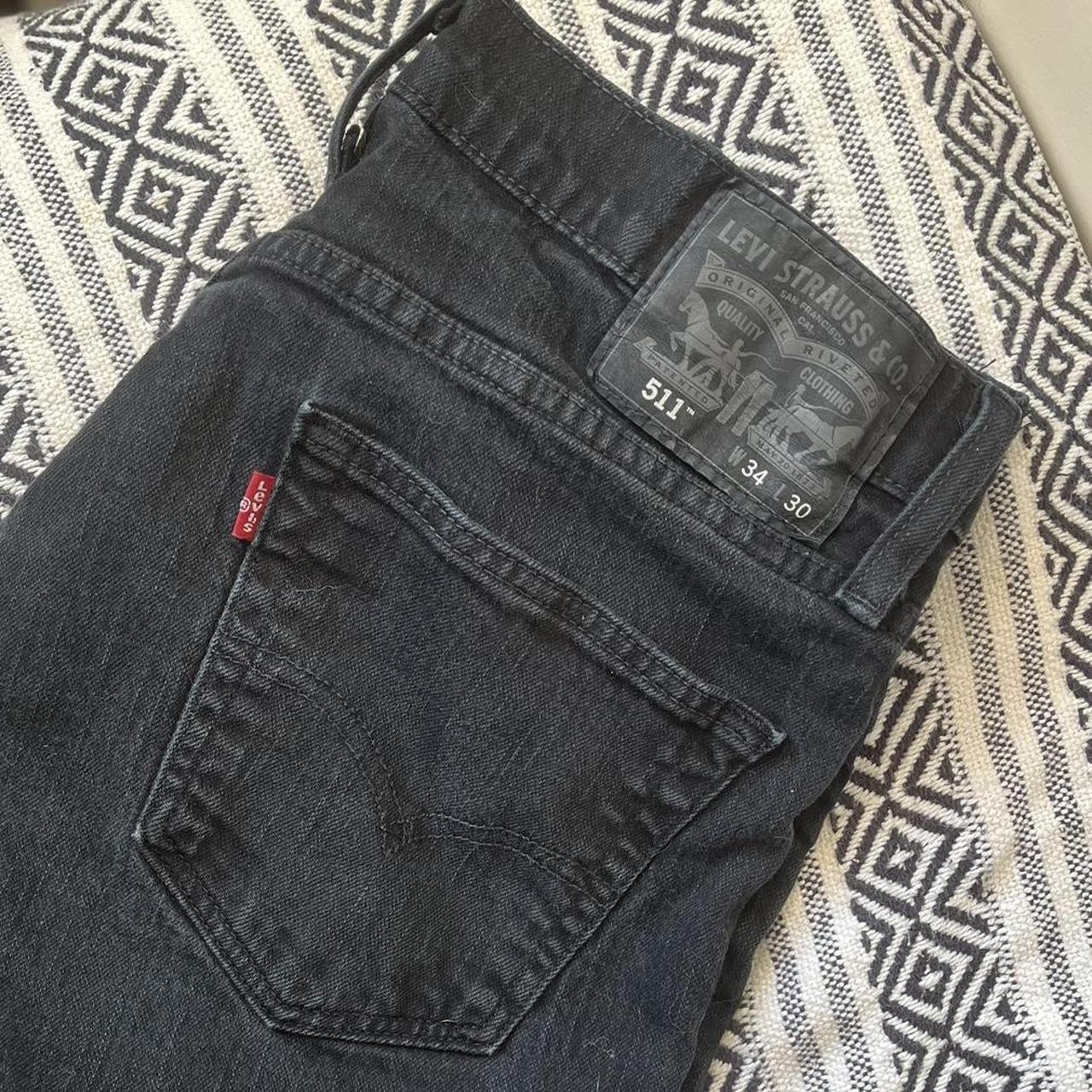 Levi’s 511 black straight leg mid rise jeans w34... - Depop