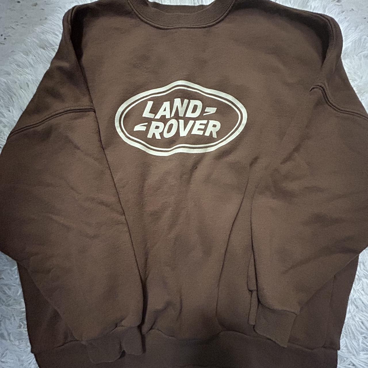 Land Rover crewneck - Depop