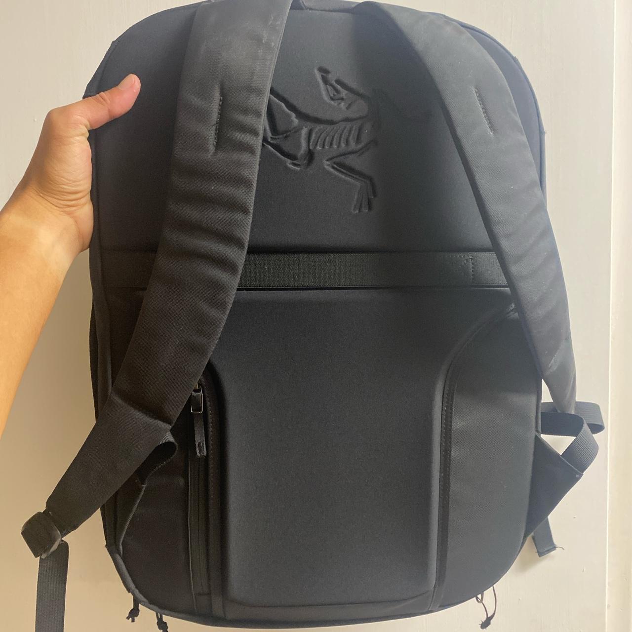 Arc'teryx Blade 20 Backpack - Depop