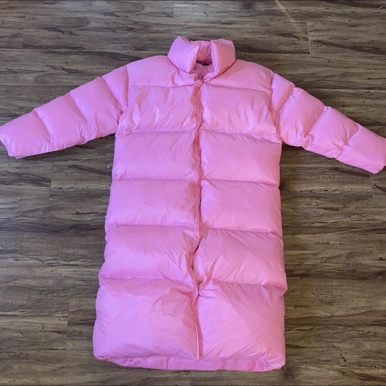 Pink long Puffer Coat! Size XL. BRAND NEW never worn. - Depop