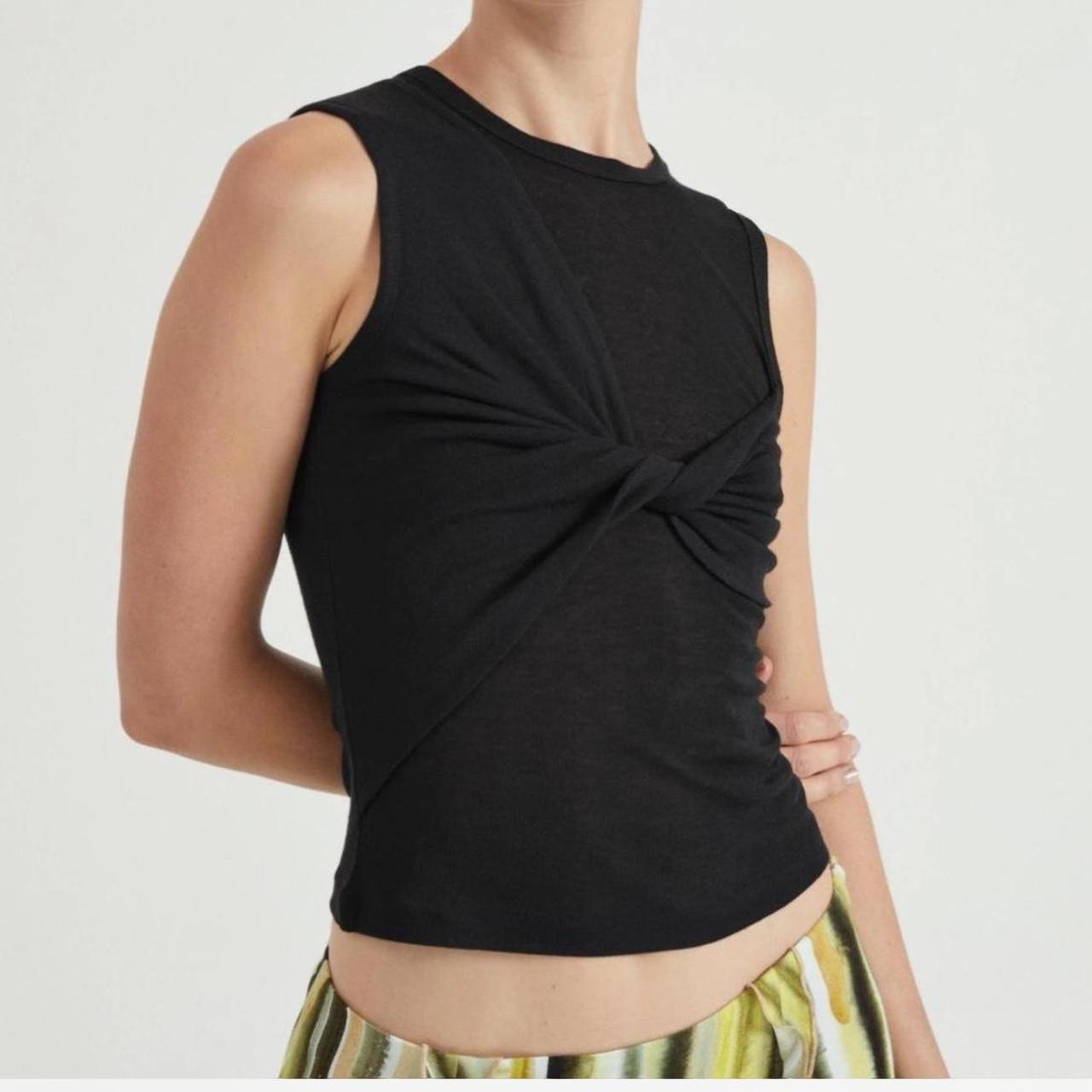 Third Form black top Size 10 Only worn once RRP $110 - Depop