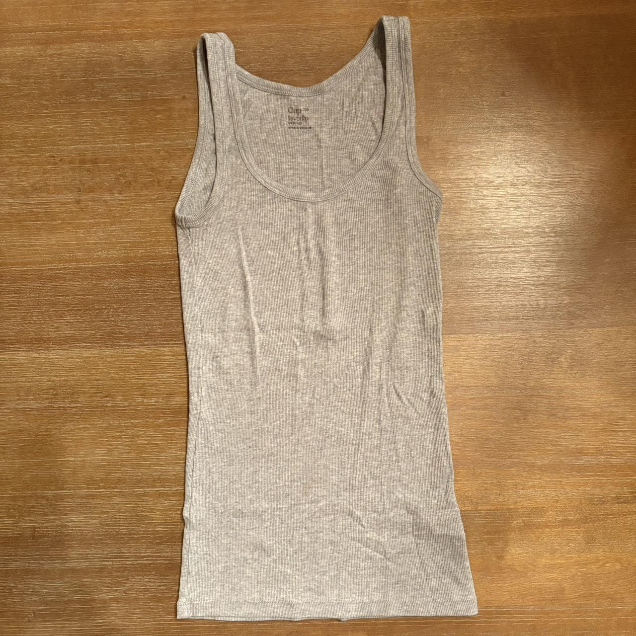 Grey GAP cotton tank top #casualwear - Depop