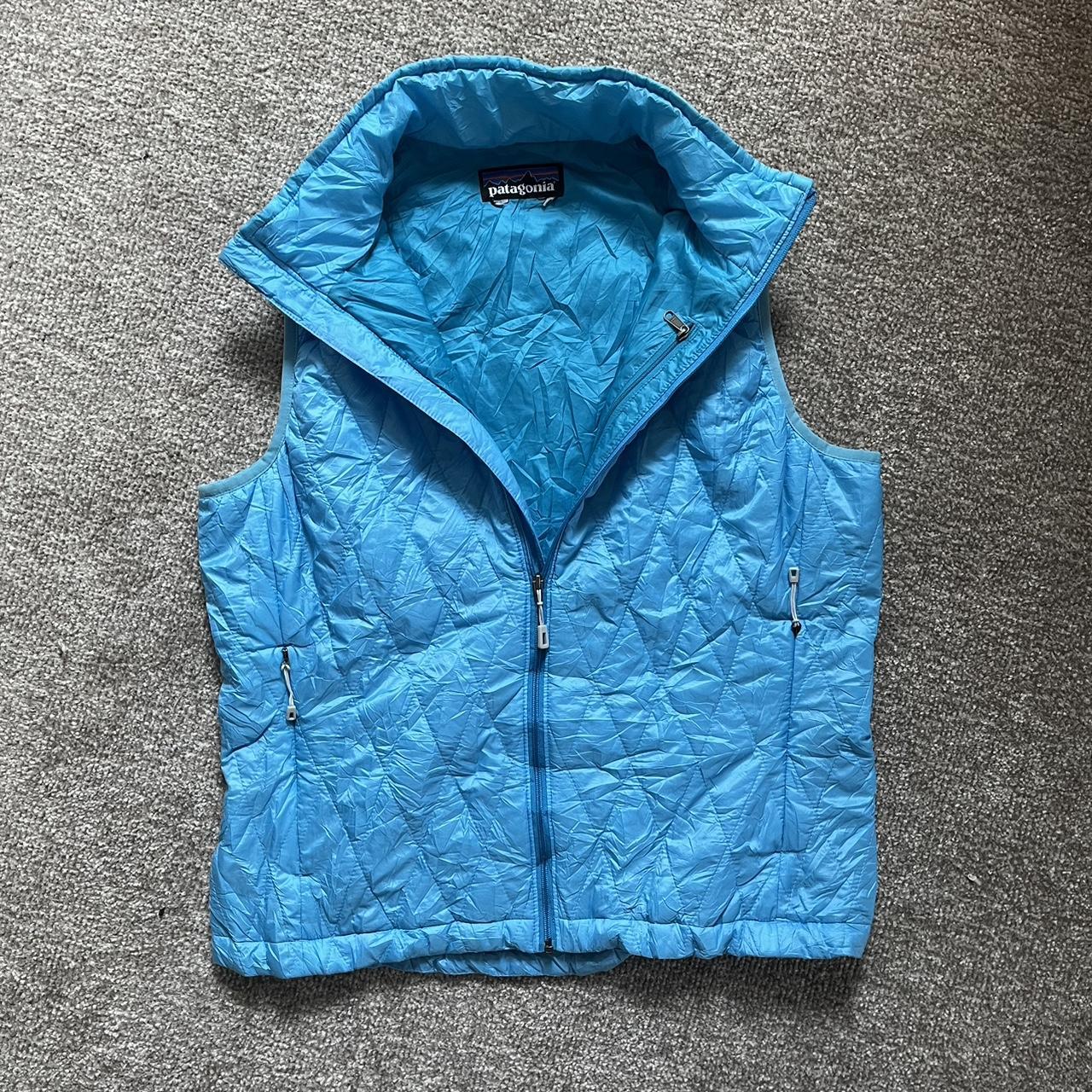 Patagonia gilet light blue Only worn a couple... - Depop