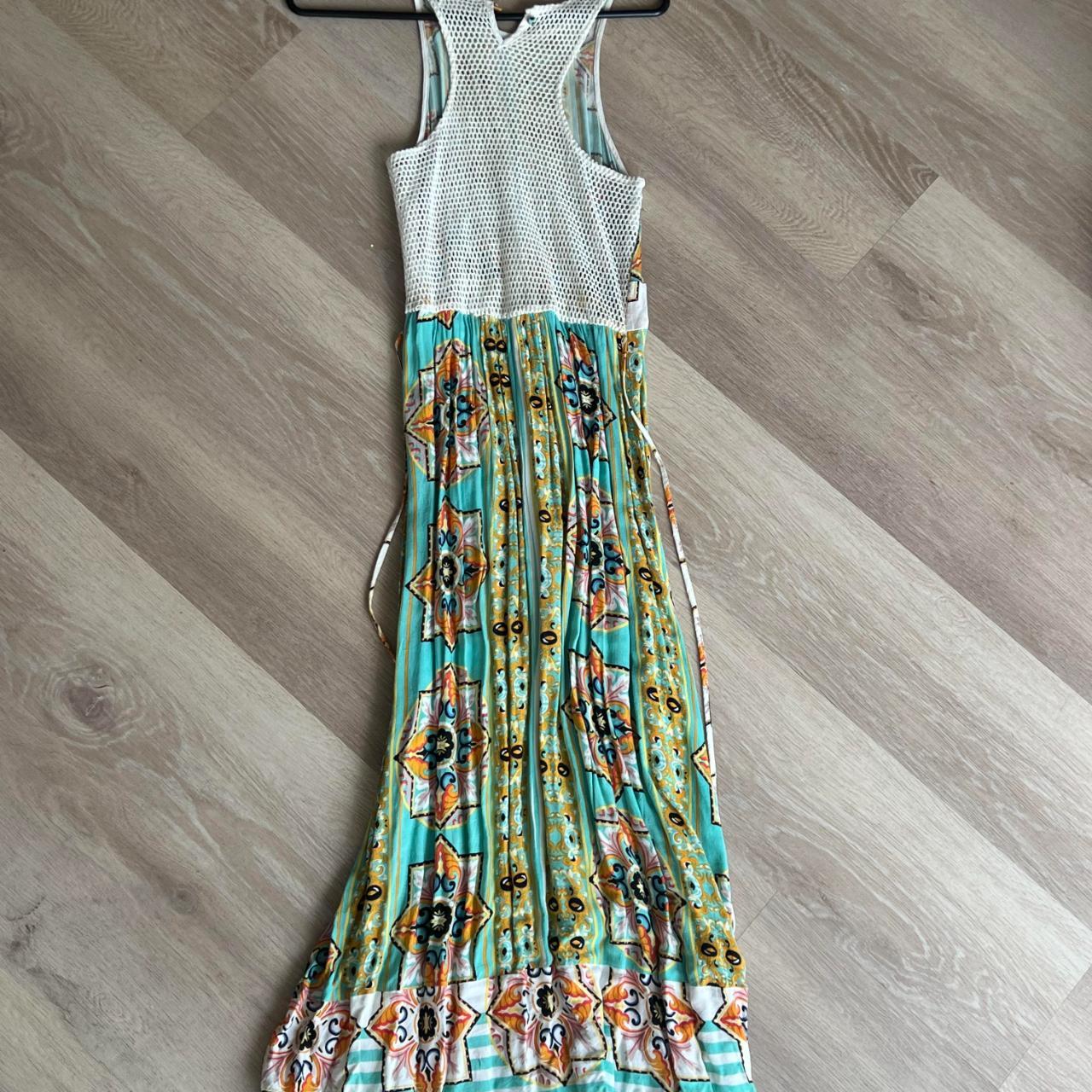 size 8 maxi dress very flattering . Soft cotton... - Depop