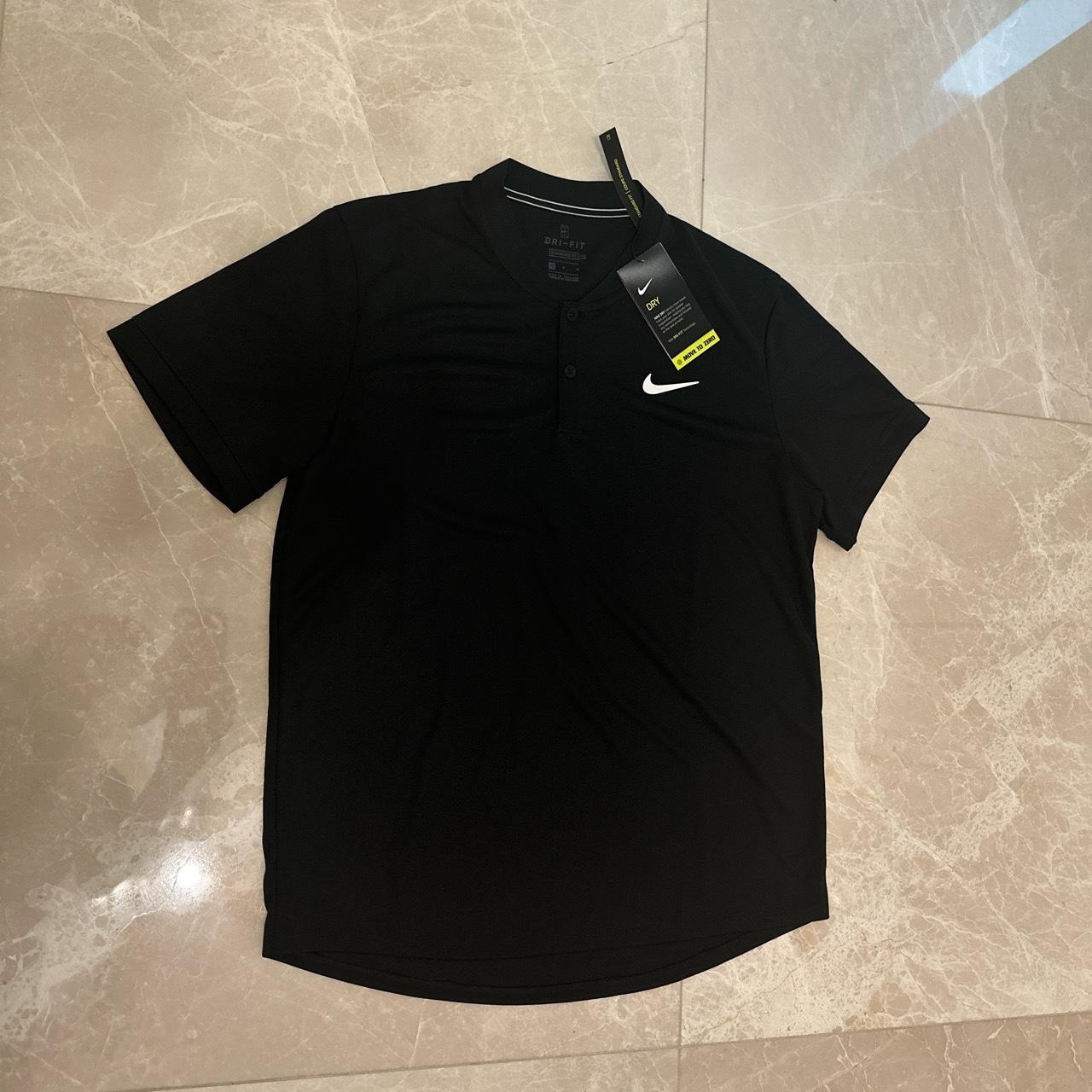 Dri fit standard fit Black Nike - Depop