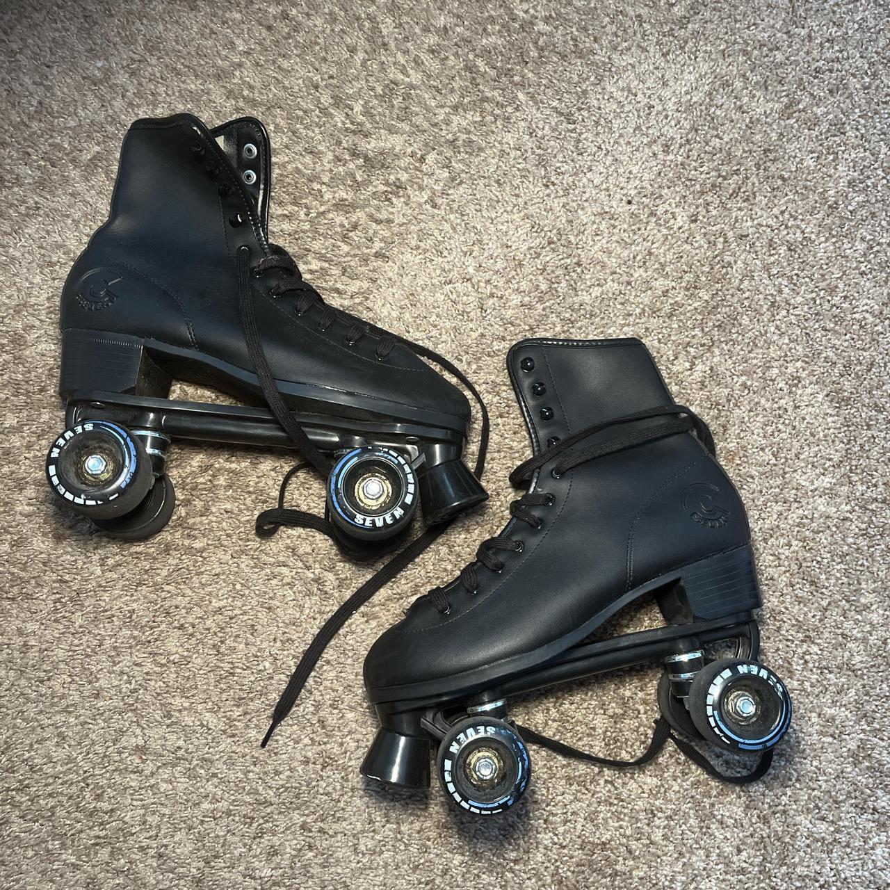 C7 Roller Skates, Women’s 8/Men’s 7 Great condition! | Depop