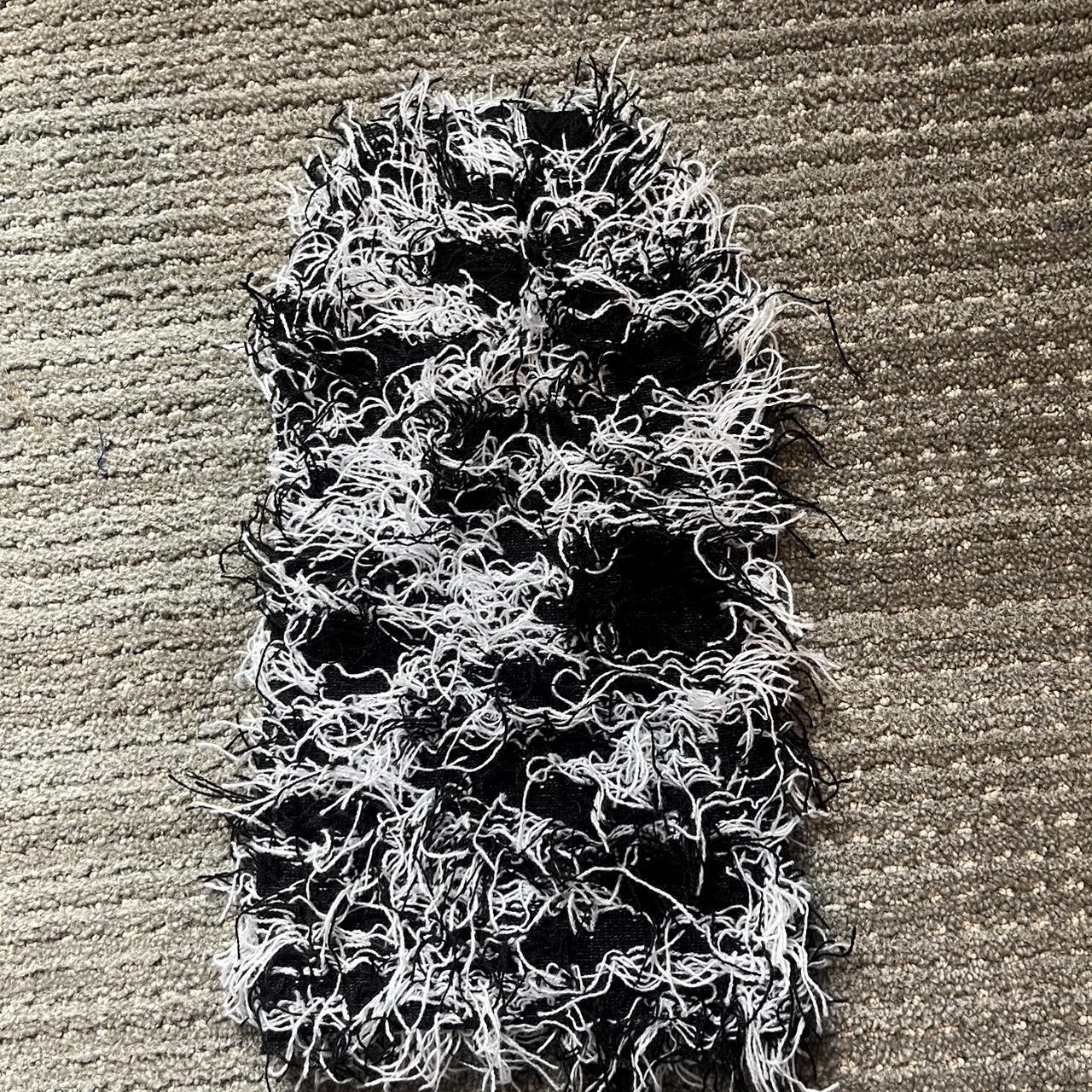 Yeat mask Black and white - Depop