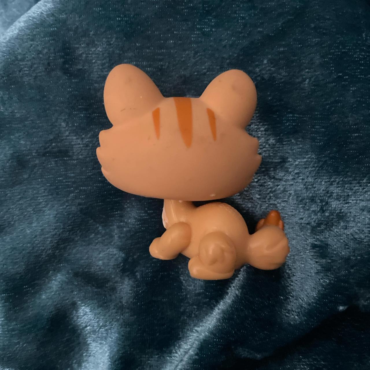 Lps flower sitting down cat Well loved with... | Depop