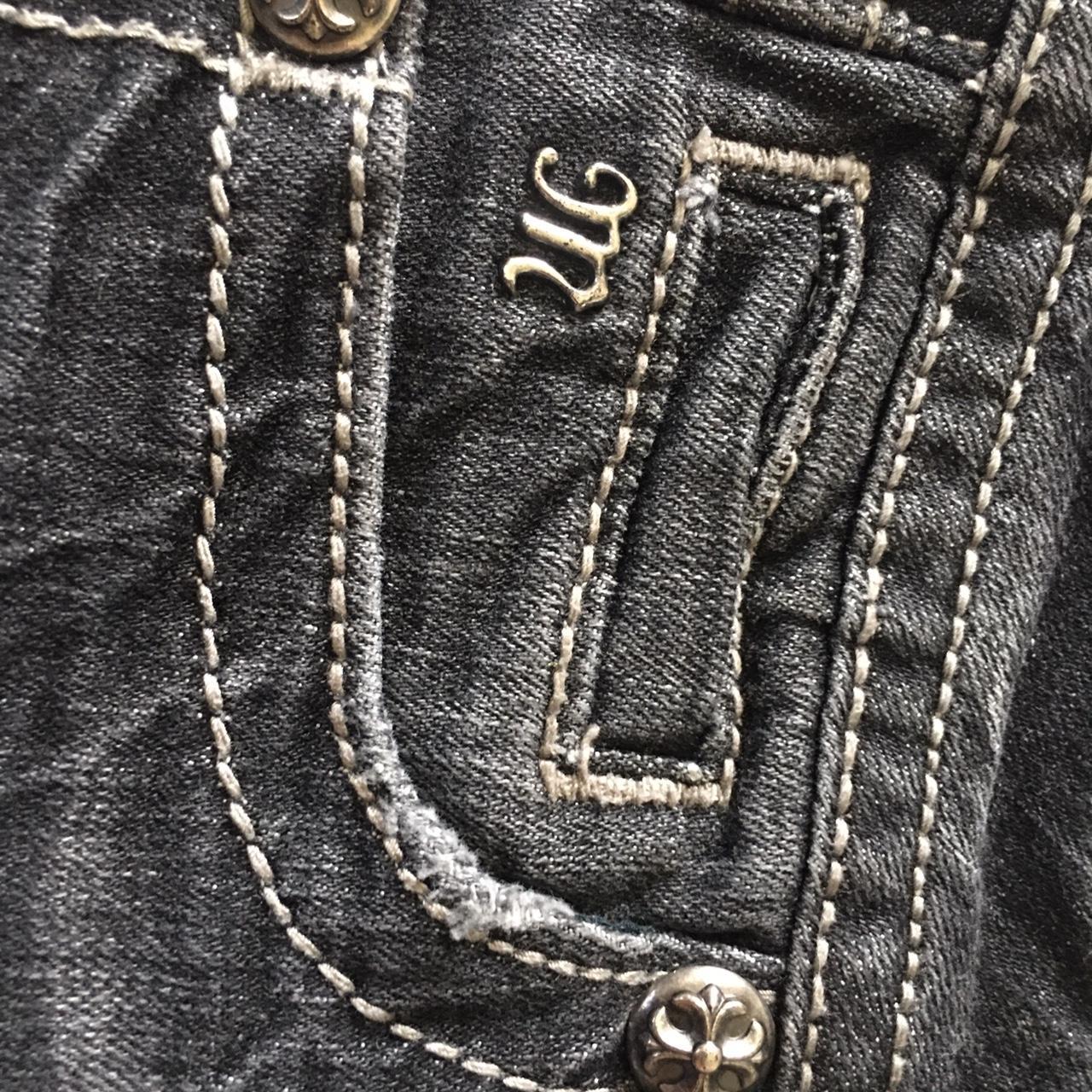 Like new light washed grey peace sign skinny jeans. ... - Depop