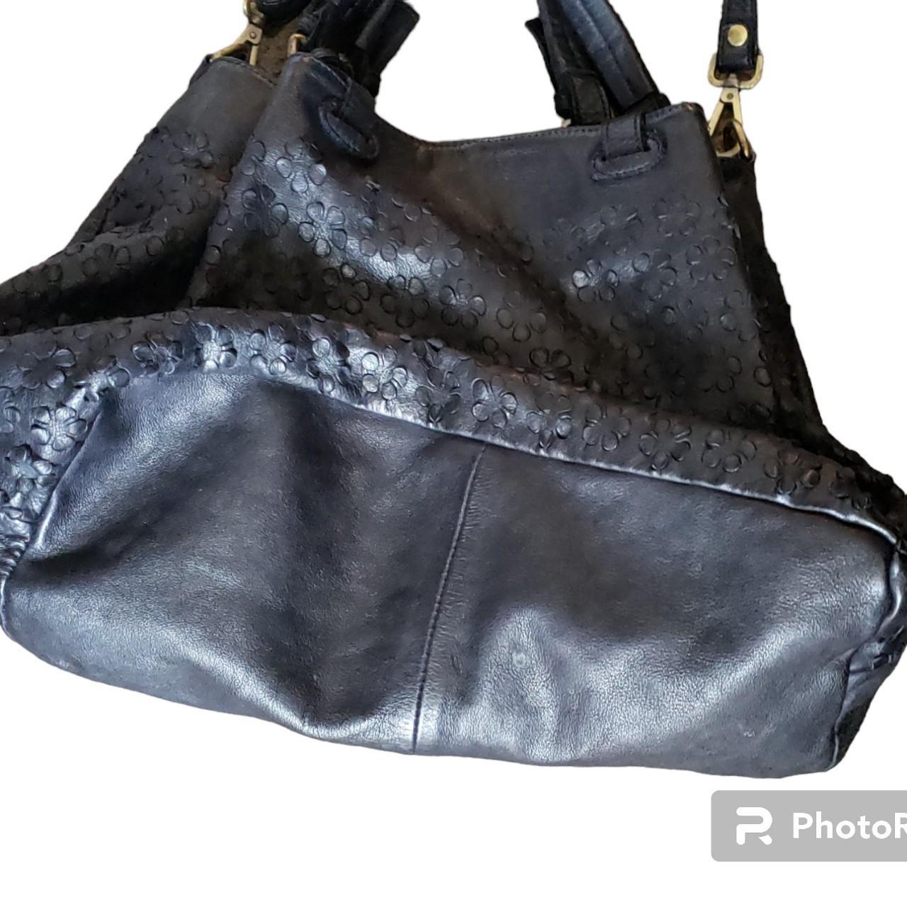 Vera pelle made in Italy Black Leather Shoulder Bag. - Depop