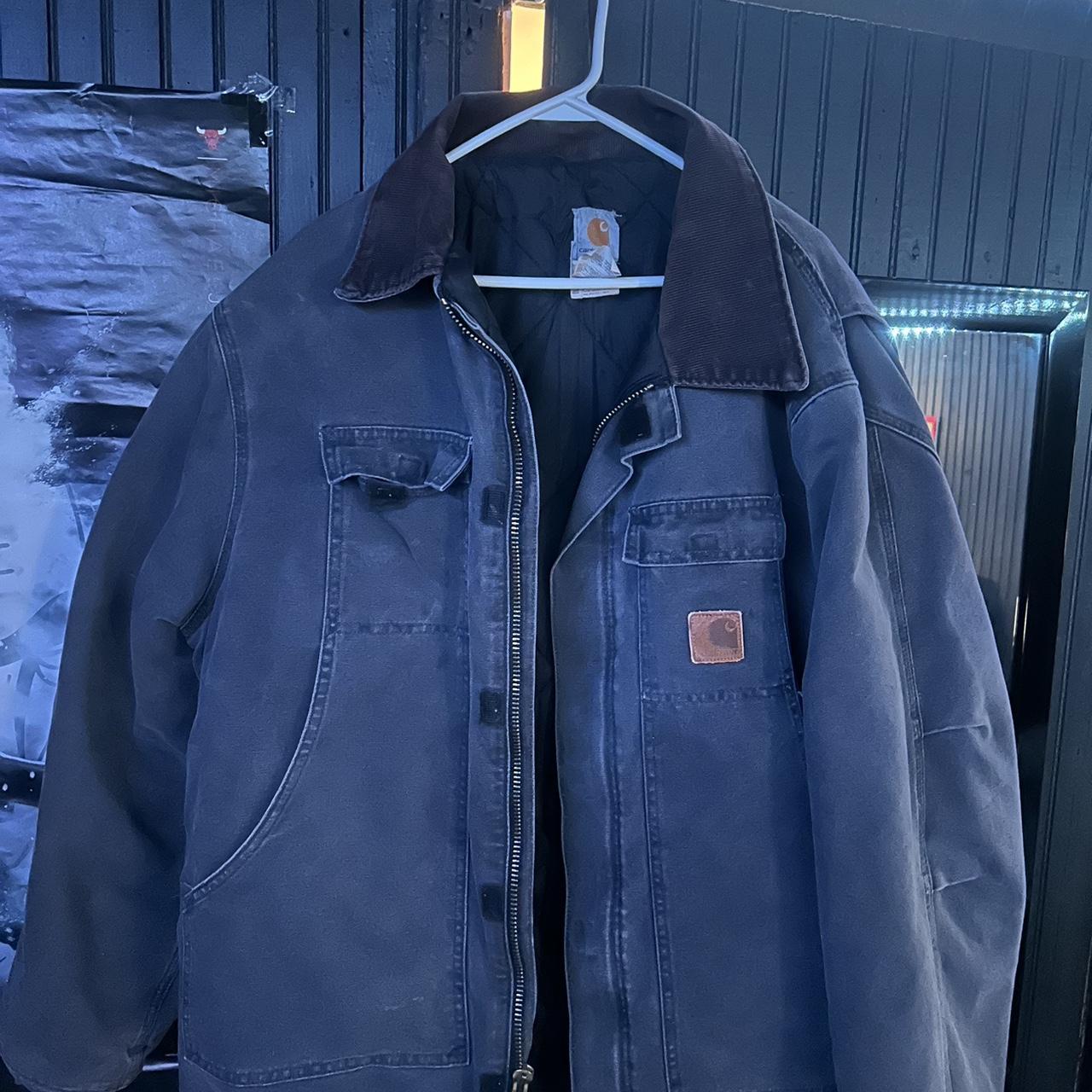 Dark Grey Carhartt jacket . Looks brand new worn 2-3x - Depop