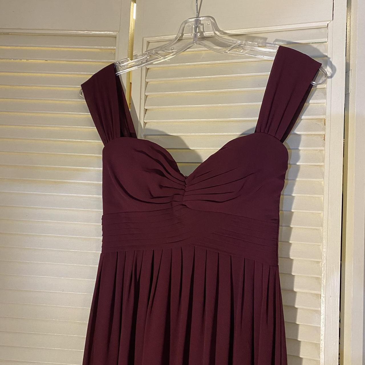 Maroon formal dress from Lulu’s! Beautiful and in... - Depop