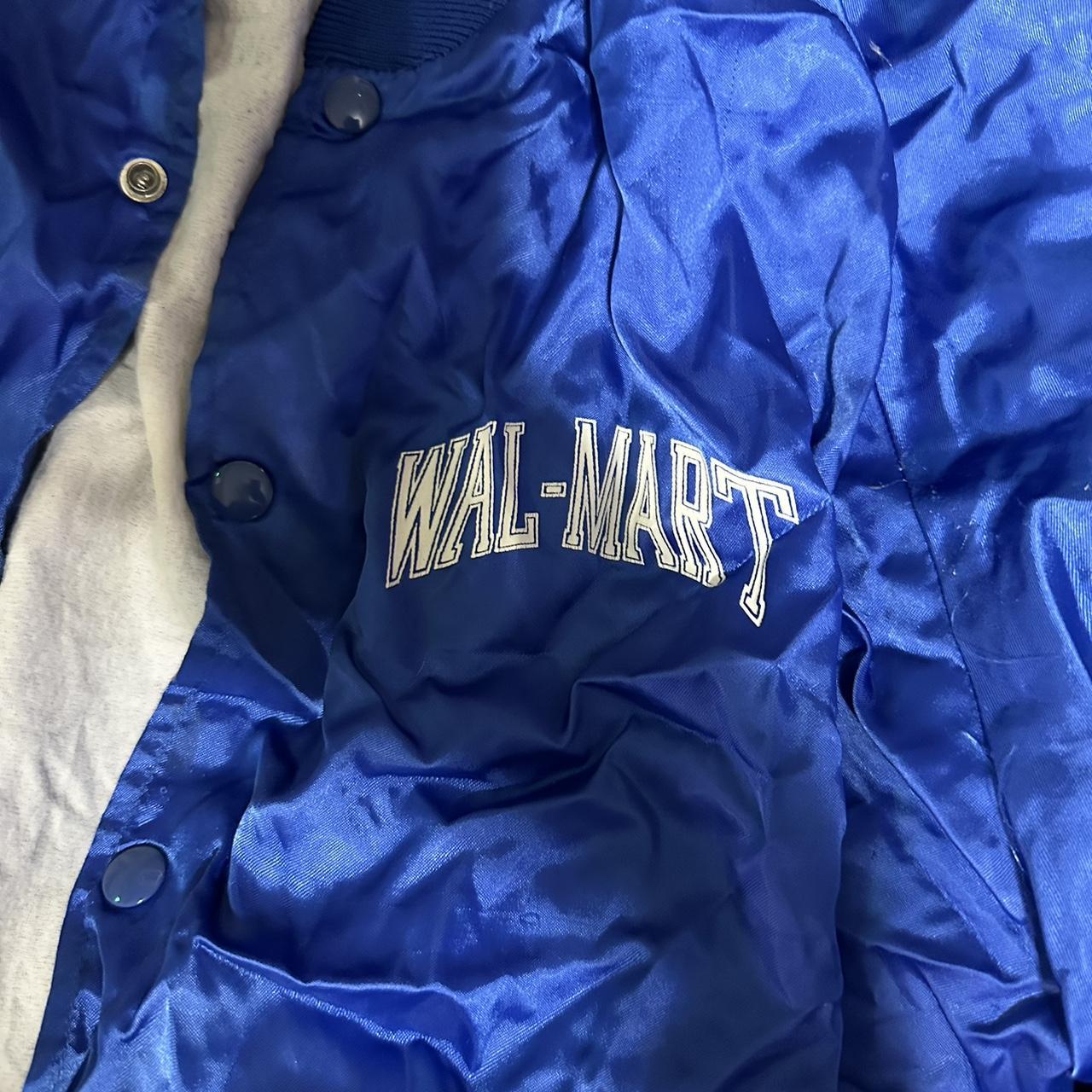 walmart jacket fits like a small/medium - Depop
