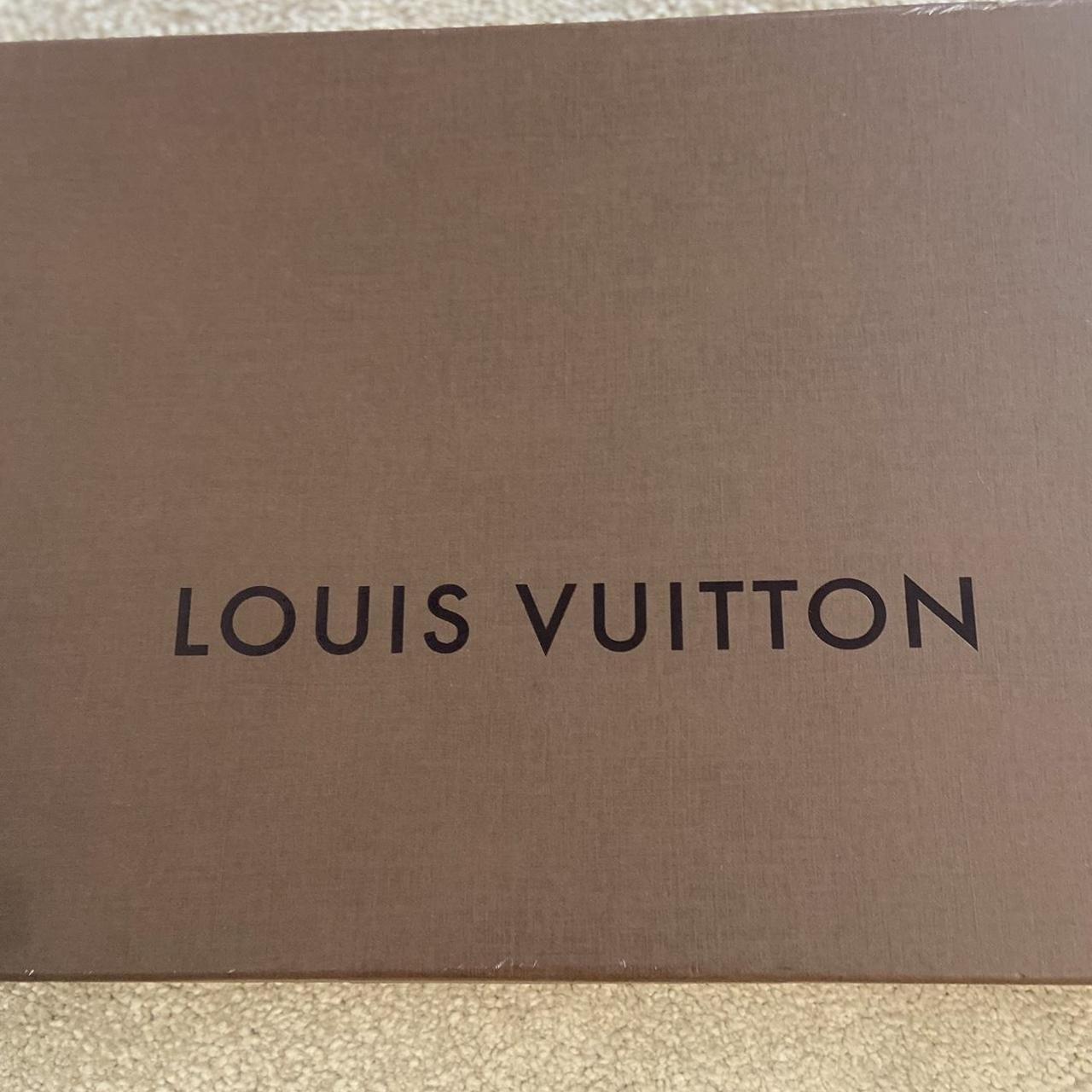 LOUIS VUITTON- Chale Monogram scarf/shawl - Beige -... - Depop