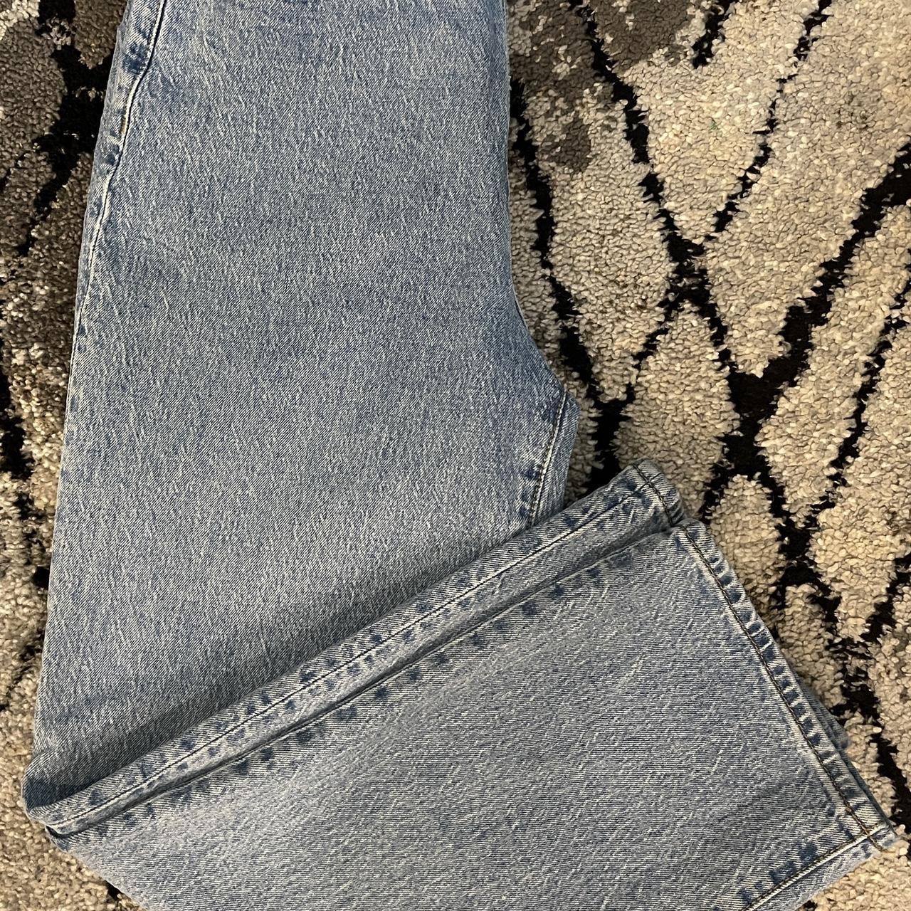 Universal thread mom jeans! Size 4! - Depop