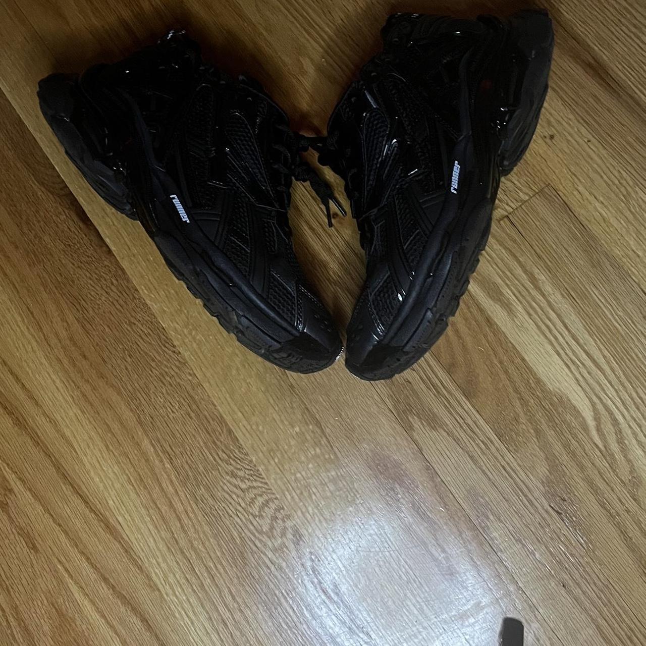 all black balenciaga runners - Depop
