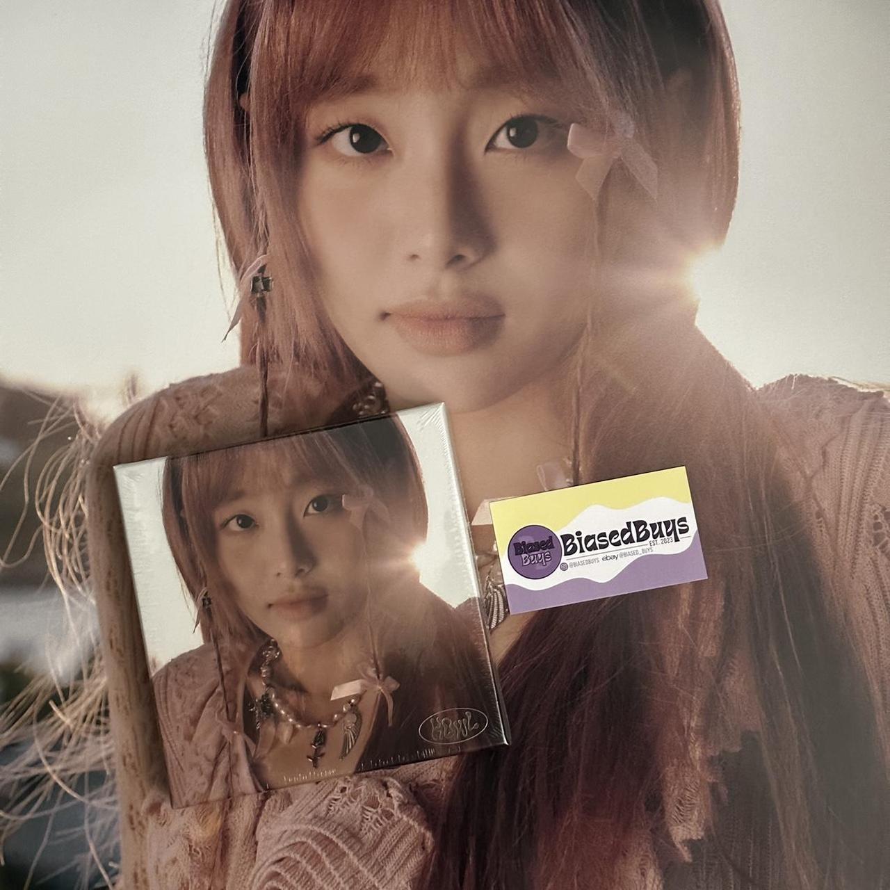 Chuu Howl Standard and EverMusic versions available... - Depop