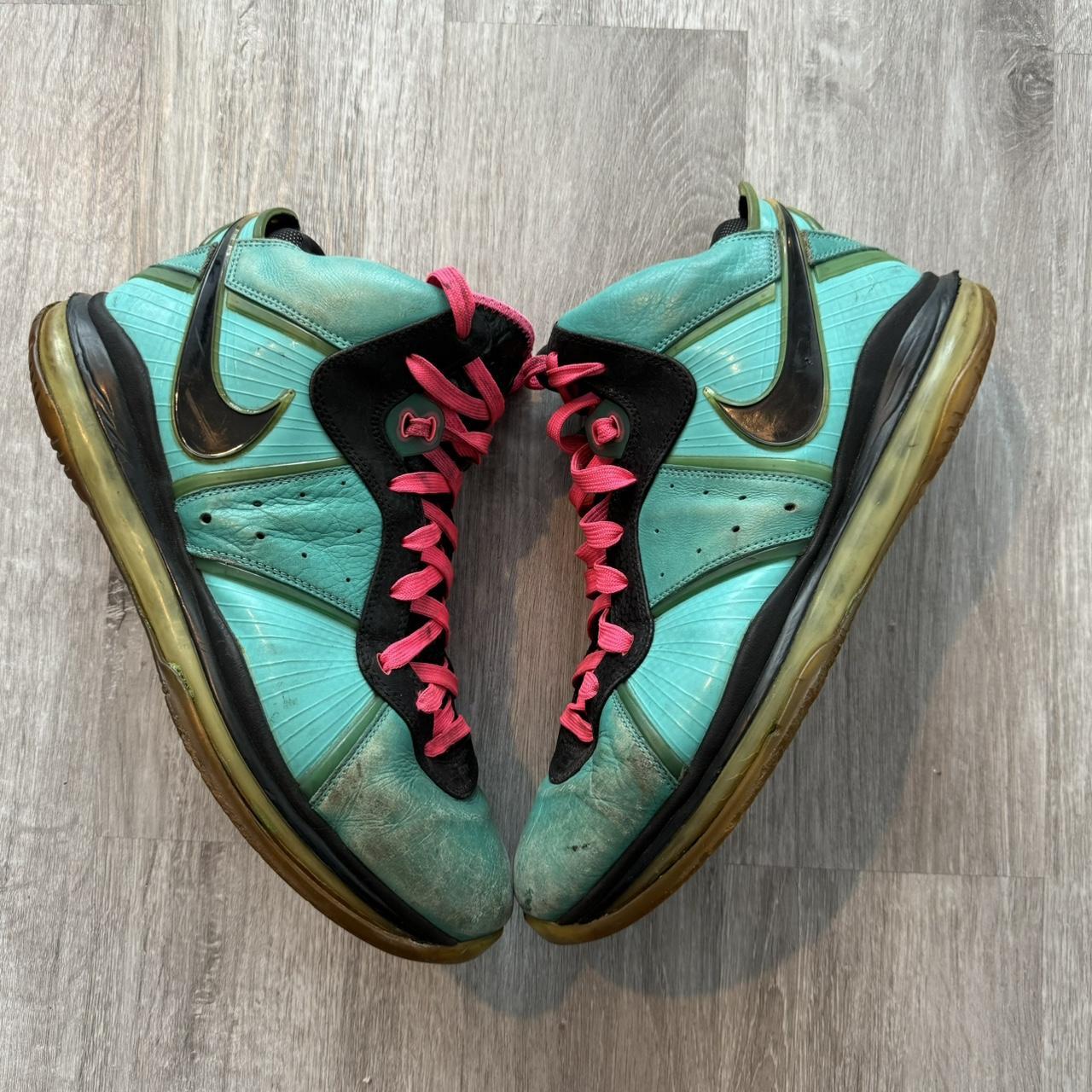 ORIGINAL NIKE LEBRON JAMES SOUTH BEACH 8 FIRE HOLY... - Depop