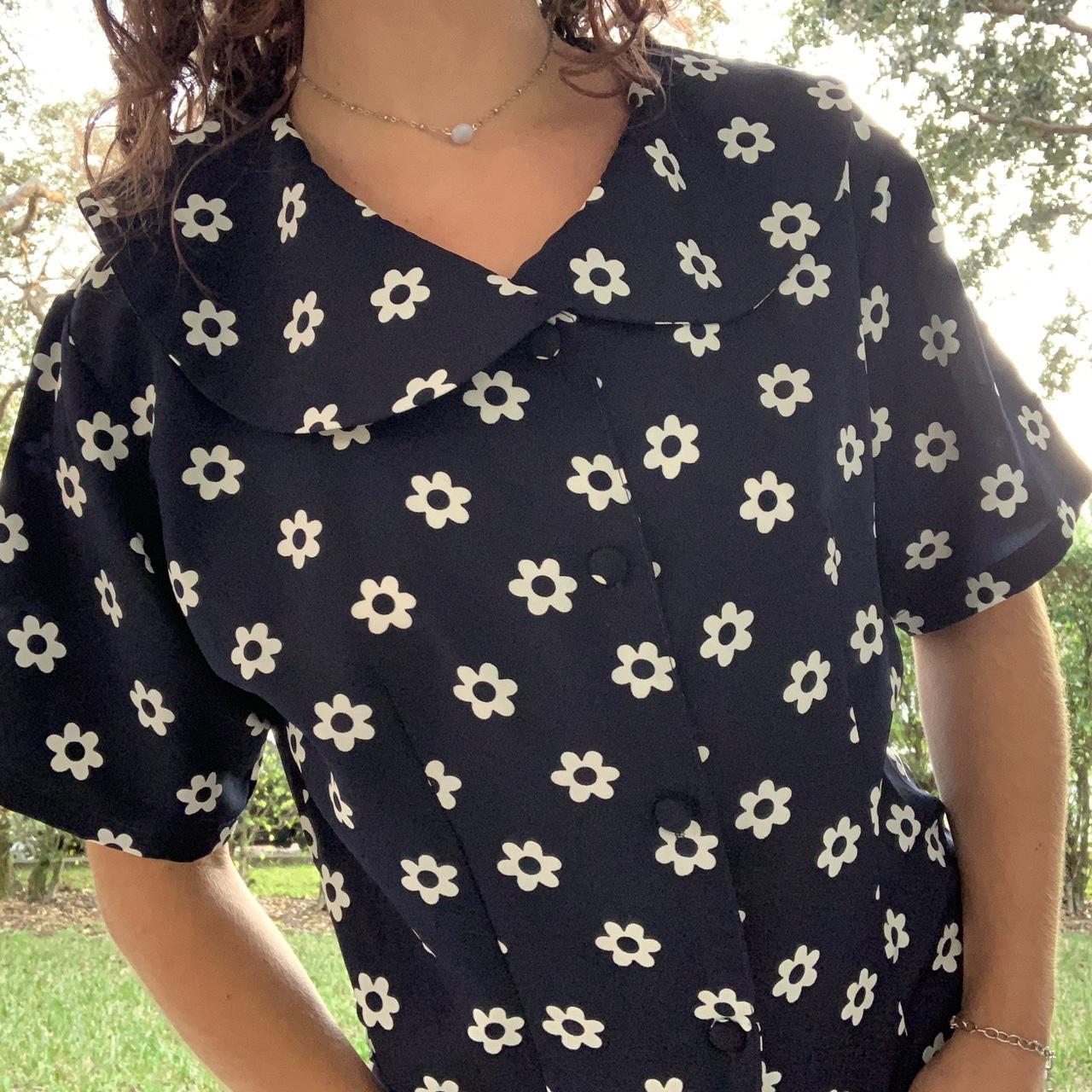 Vintage possibly early ‘90s button up floral blouse... - Depop