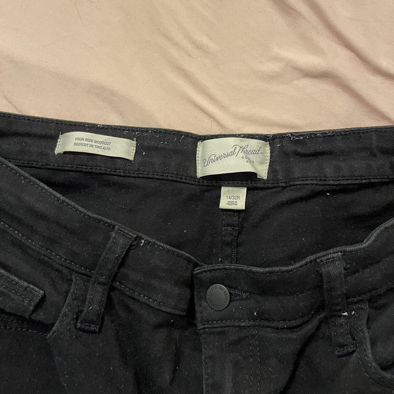 Universal thread bootcut jeans - Depop