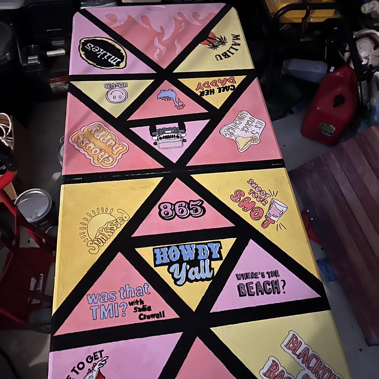 Custom water proof folding beer pong table - Depop