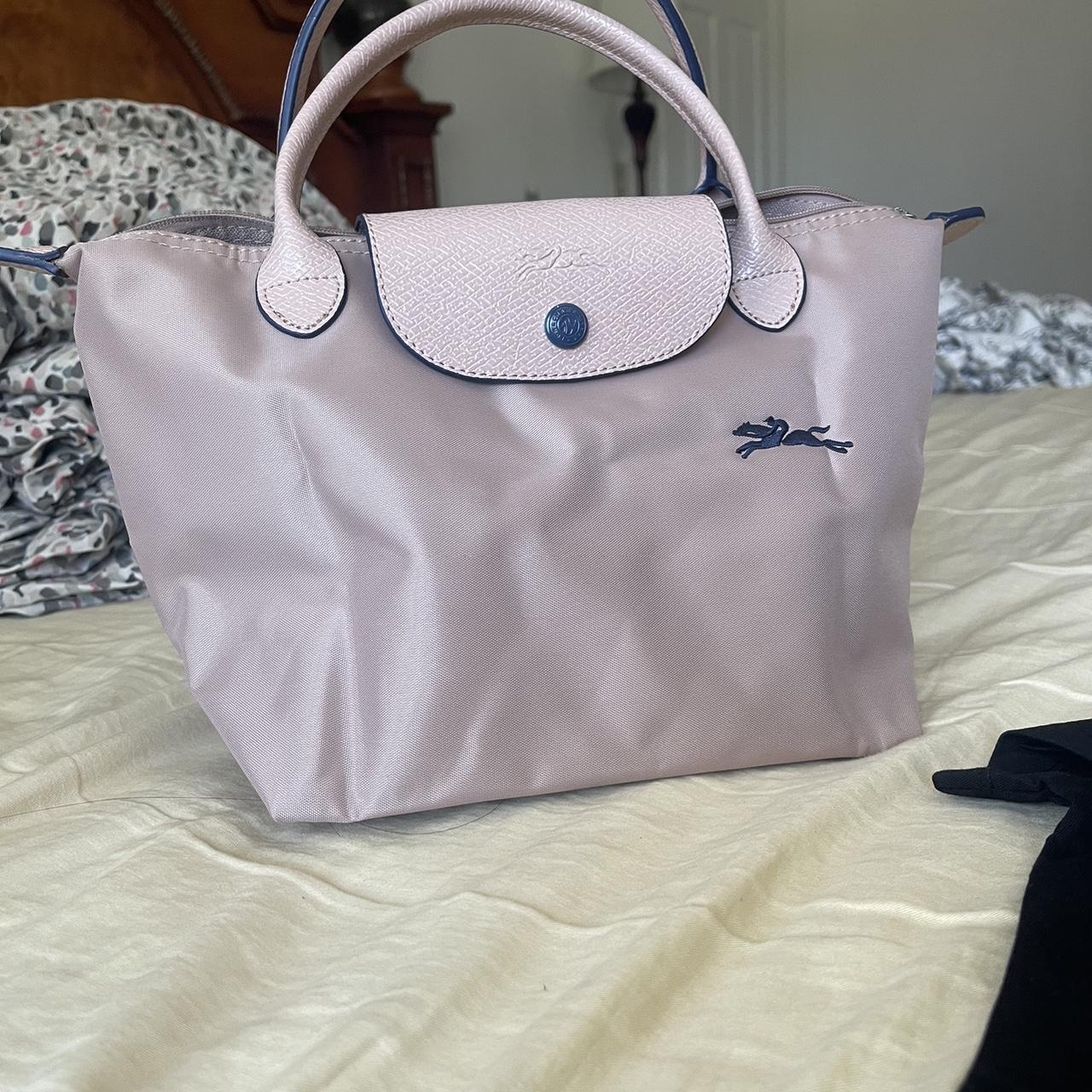 Longchamp small size purse light pink color - Depop