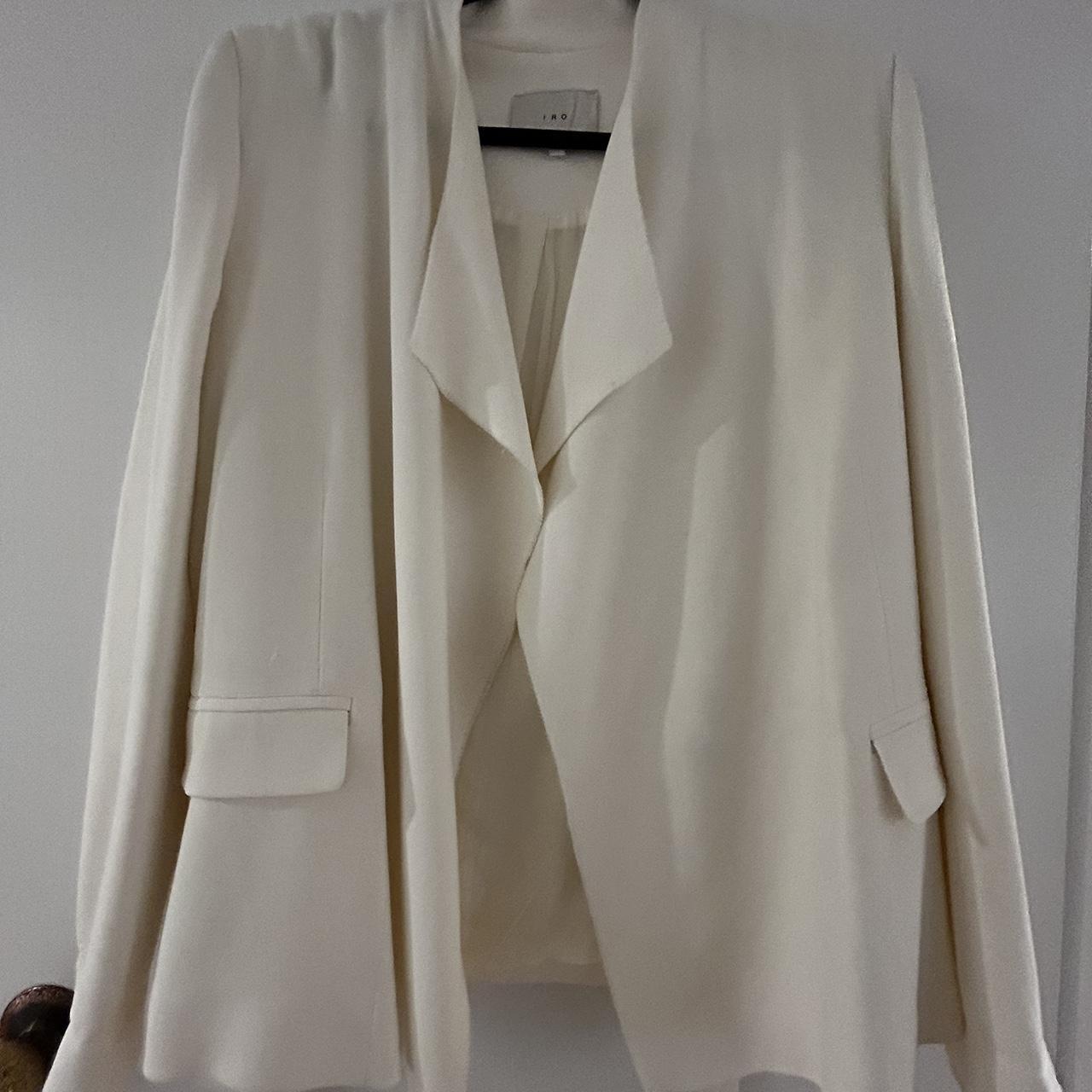 🤍 beautiful unstructured jacket, lined, shoulder... - Depop