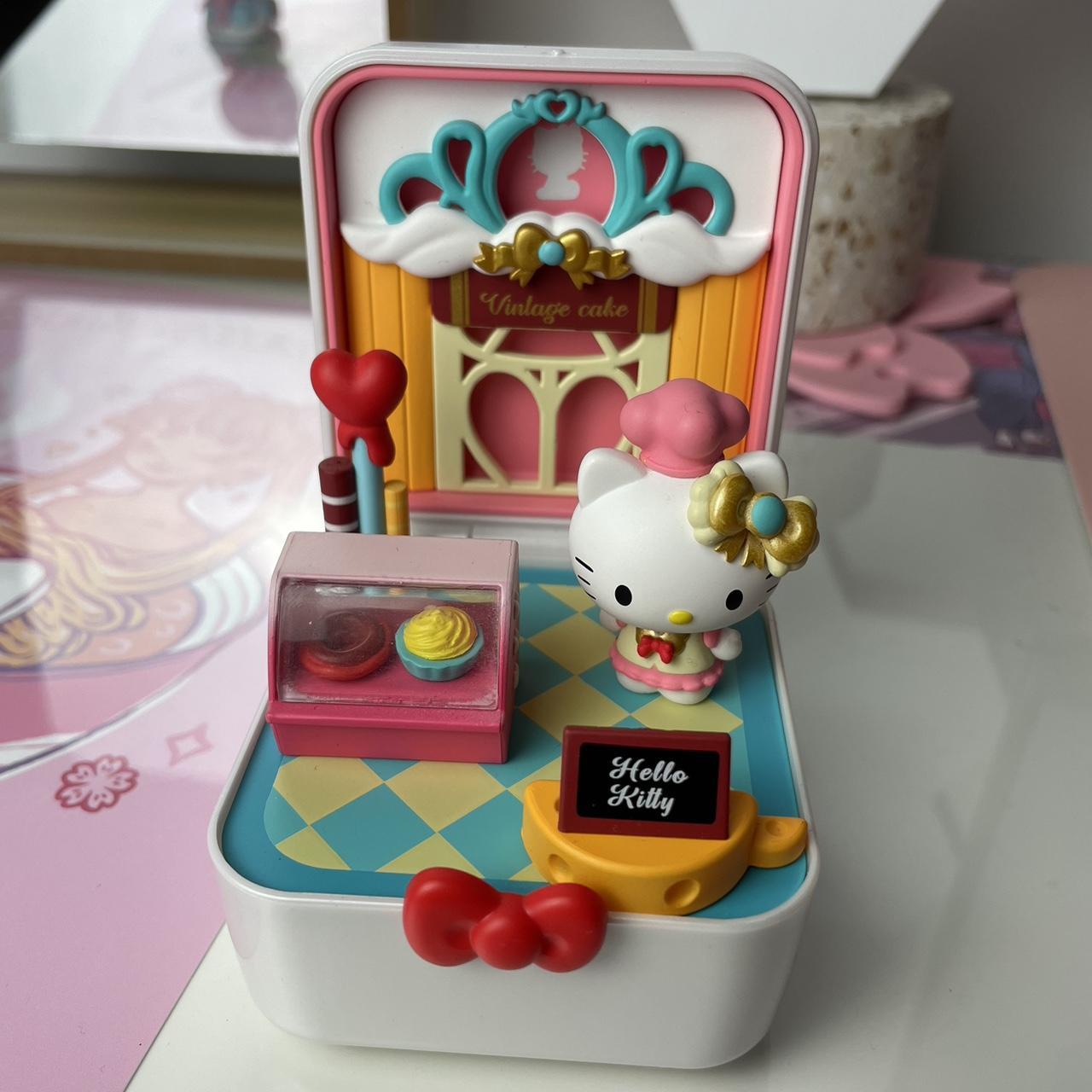 Hello Kitty Vintage cake shop *secret* - Depop