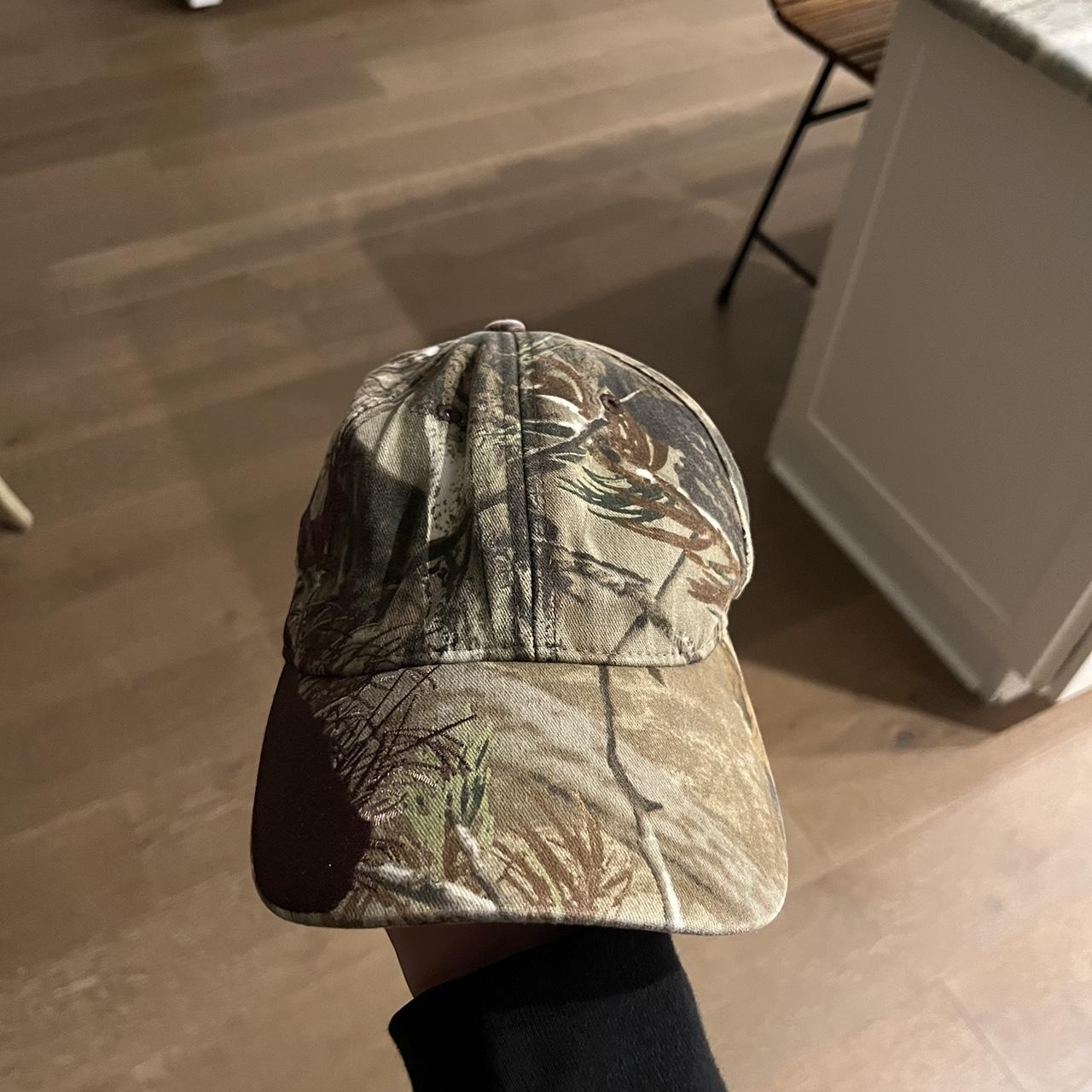 Realtree Hat Runs Small for heads Lightly Worn with... - Depop