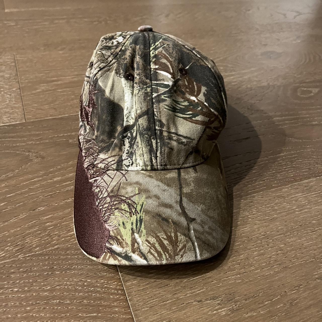 Realtree Hat Runs Small for heads Lightly Worn with... - Depop