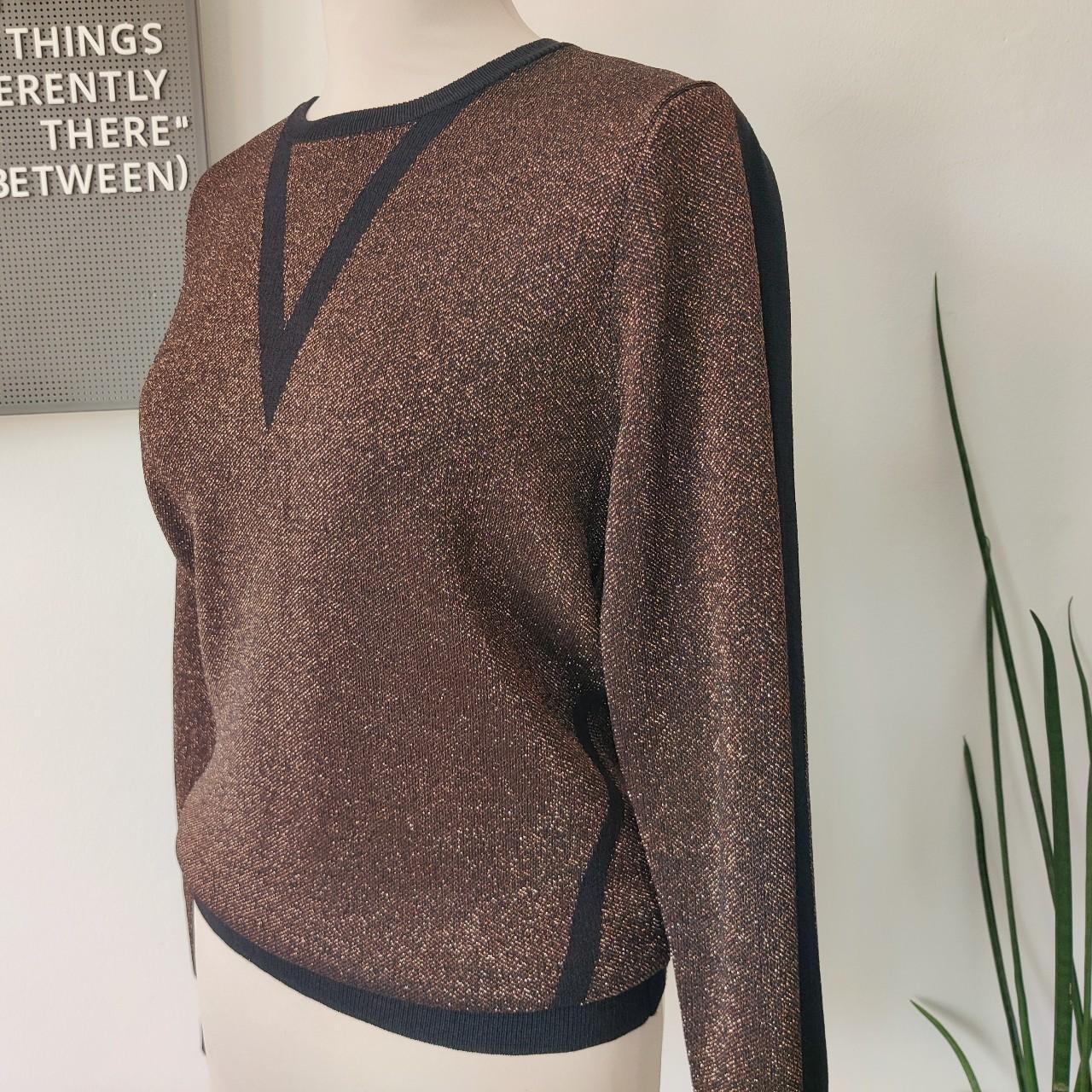 Amazing metallic retro inspired bronze and black... - Depop