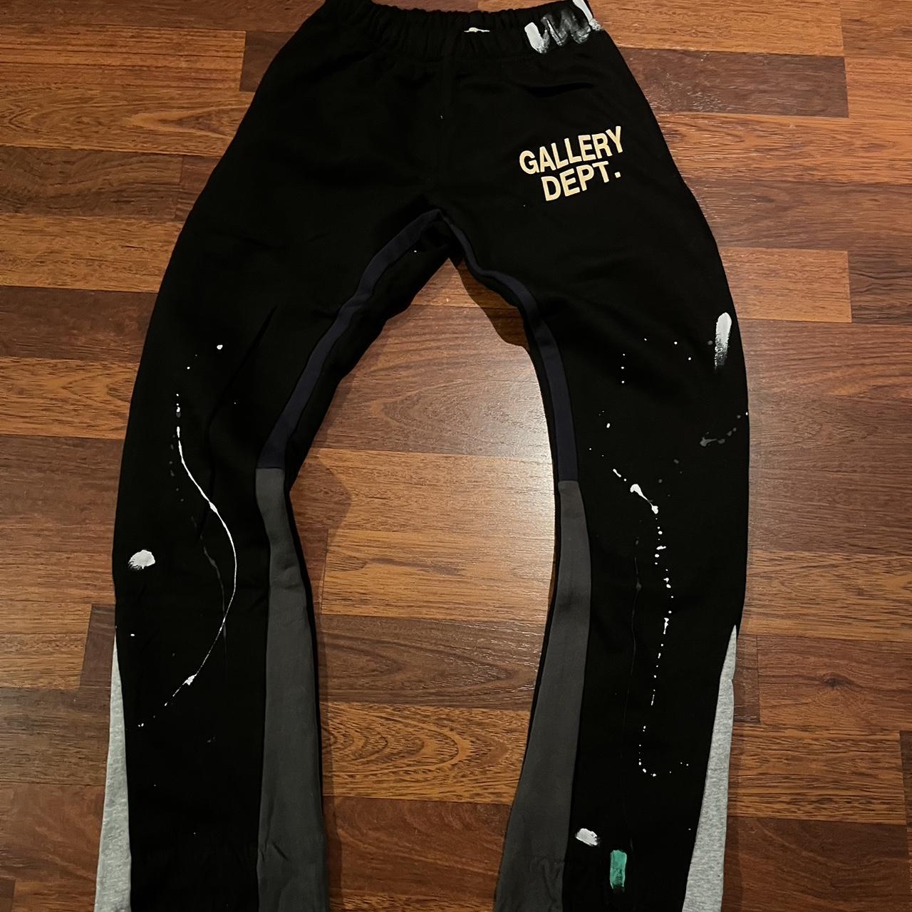 Black gallery dept sweats fit like a medium - Depop