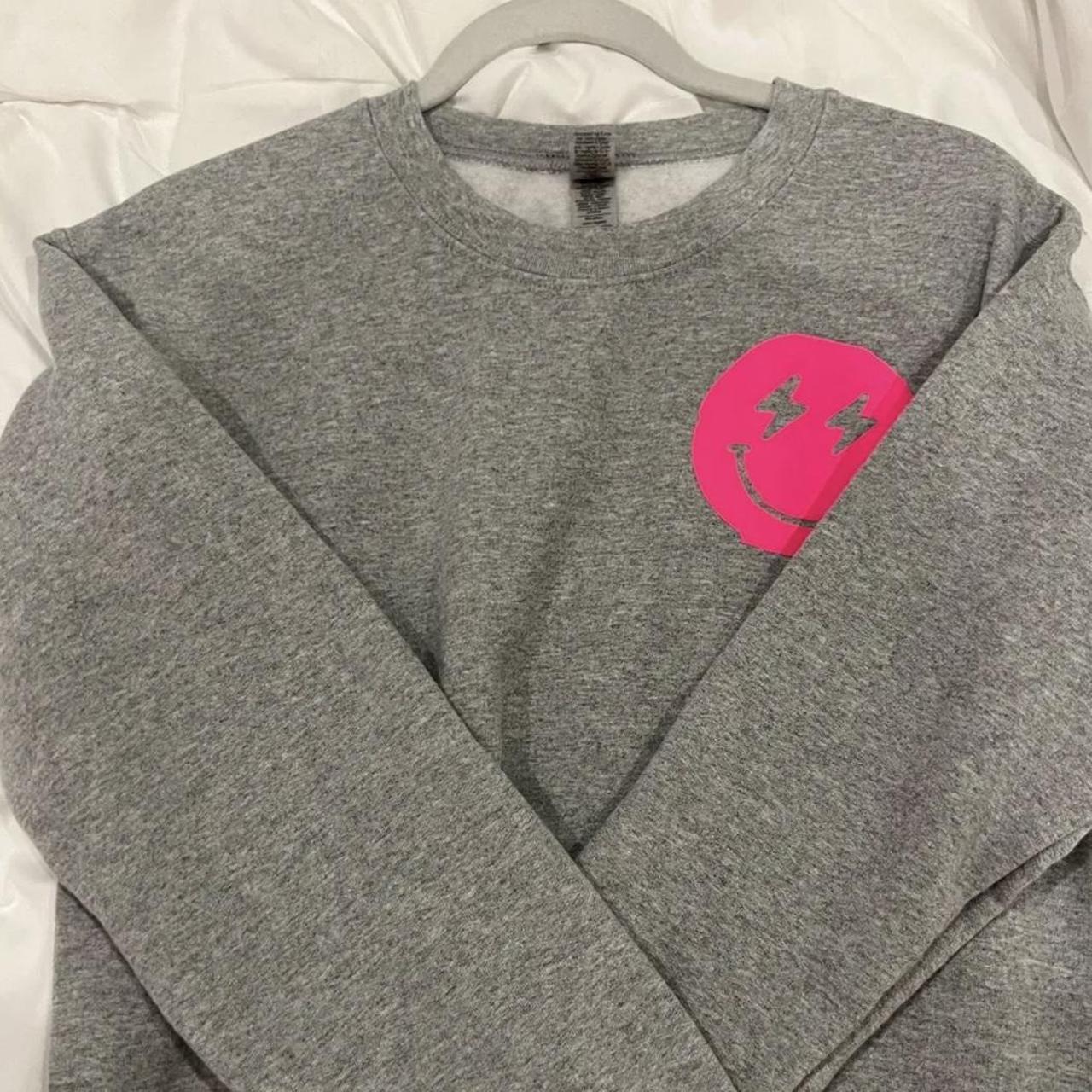 Preppy grey sweatshirt with pink smile... - Depop