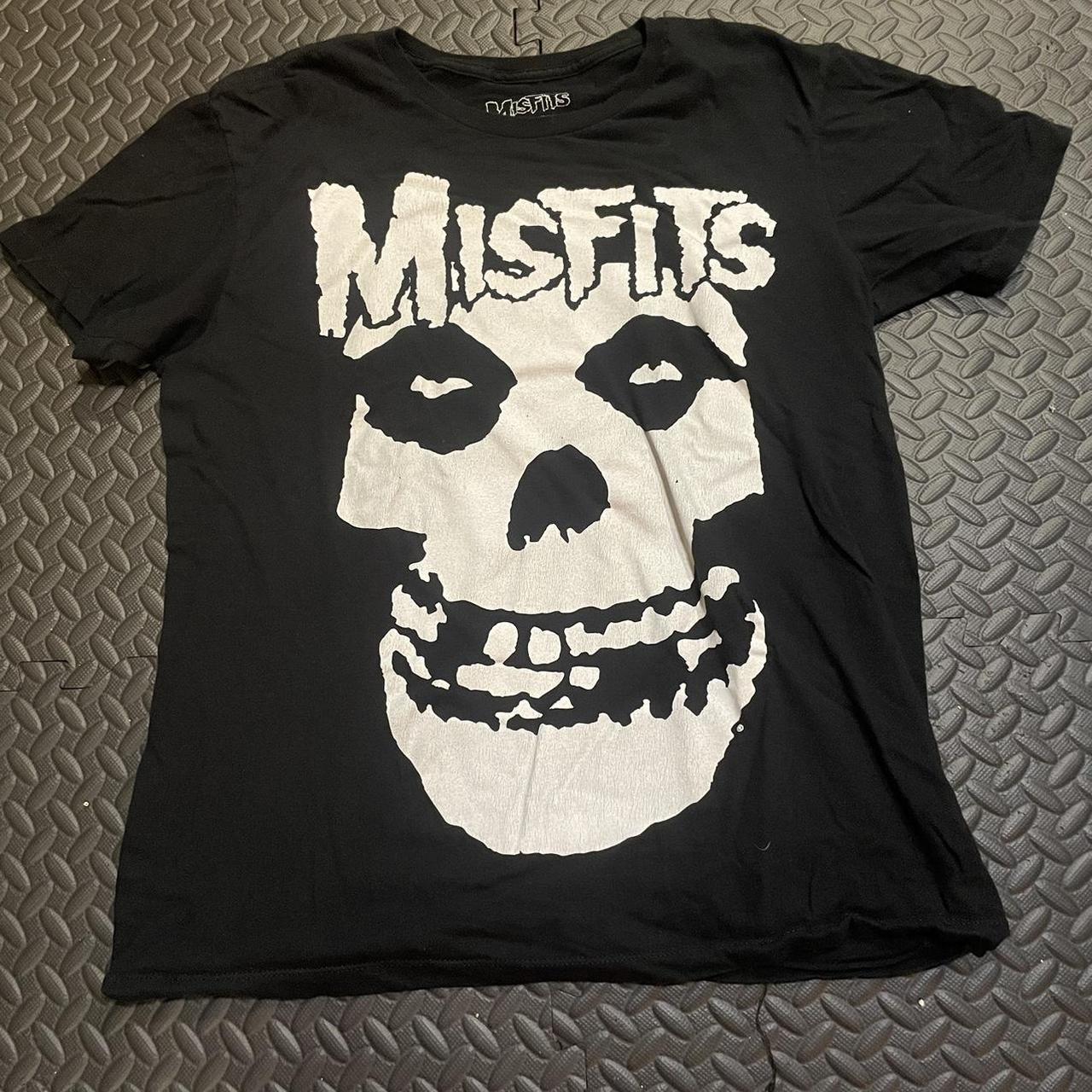 Misfits tee shirt size L - Depop