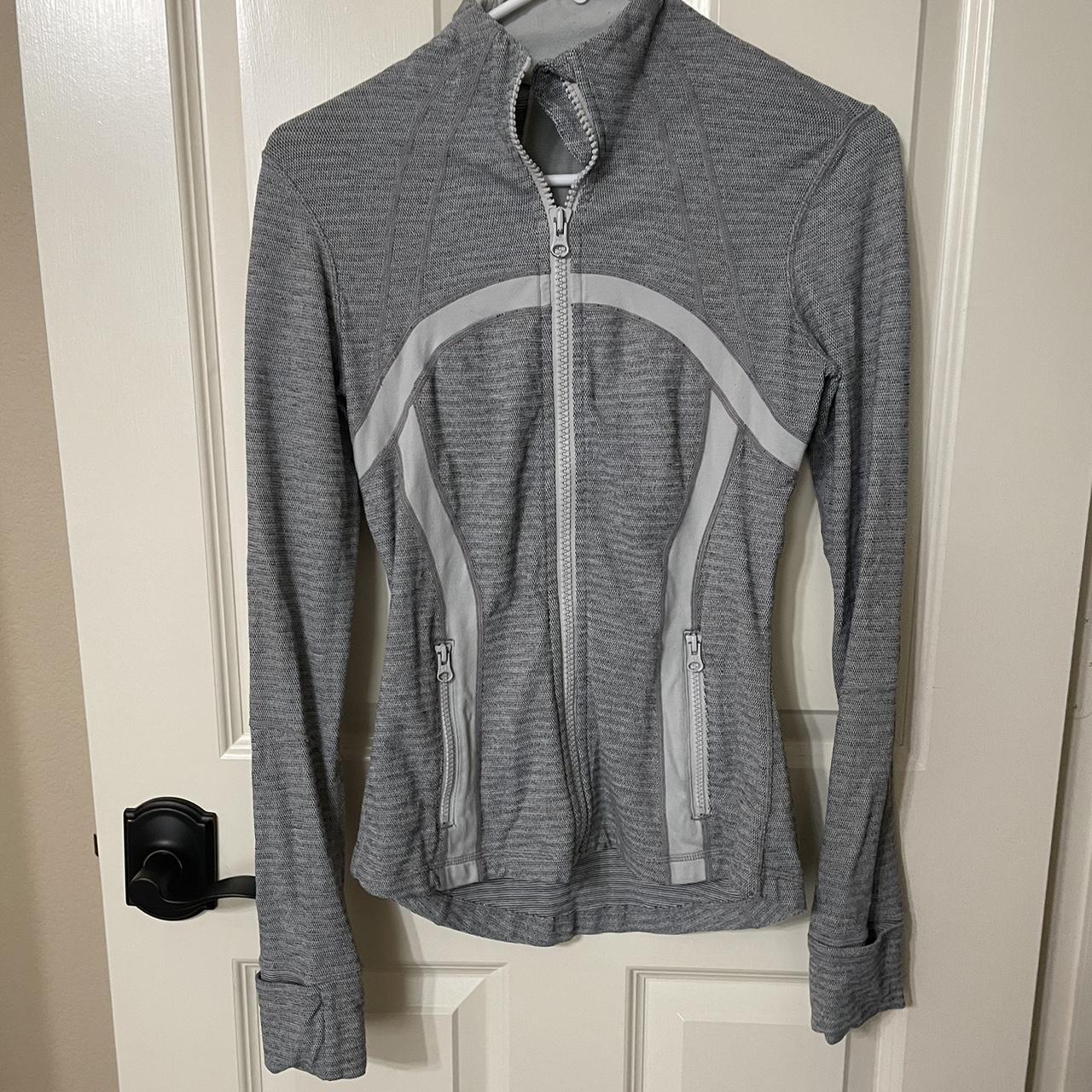 older style grey lululemon define jacket size-4 - Depop