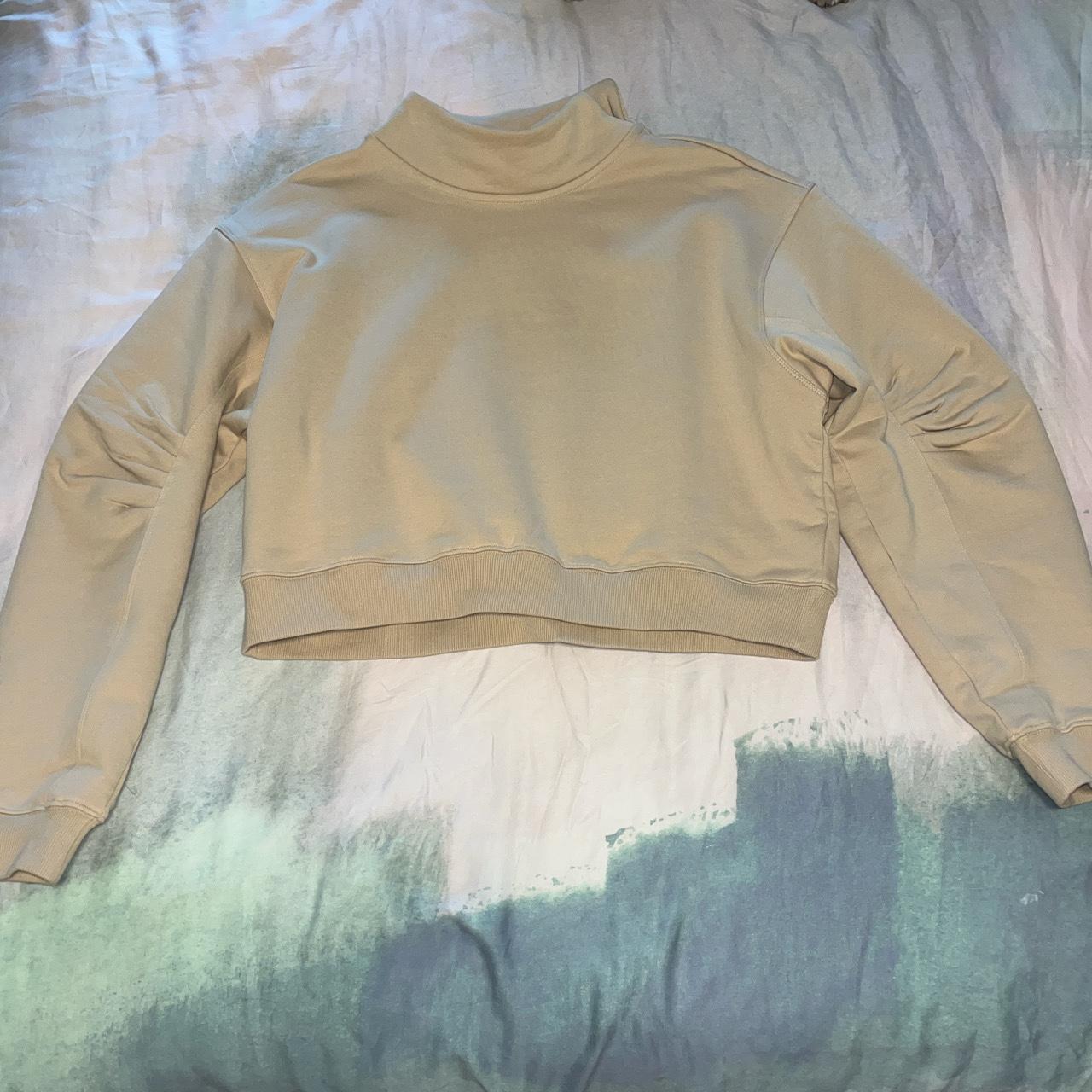 Small Uptown Mockneck Sweatshirt by Popflex in... - Depop