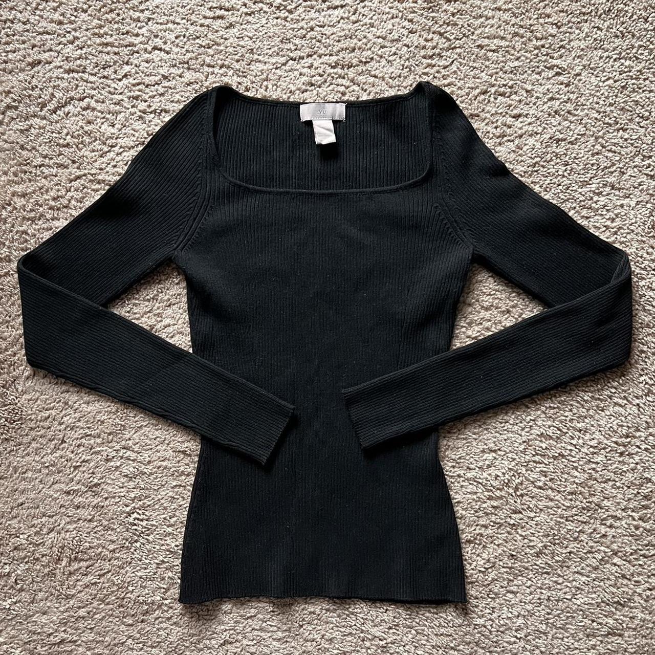 H&M square neck long sleeve Size: small - Depop